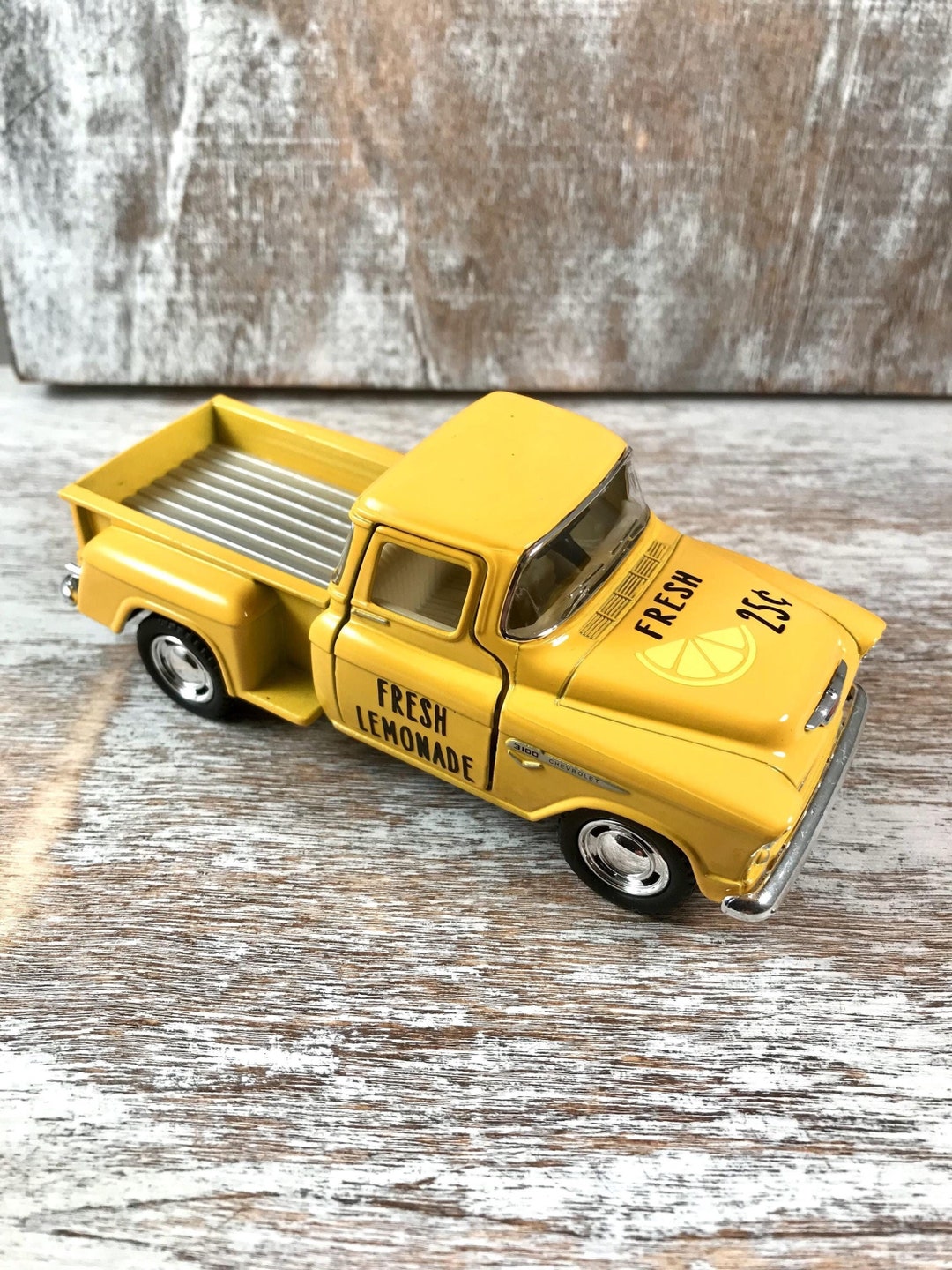 Farm Fresh Lemons Truck, Farmhouse Decor, Yellow Truck, Lemon Decor ...