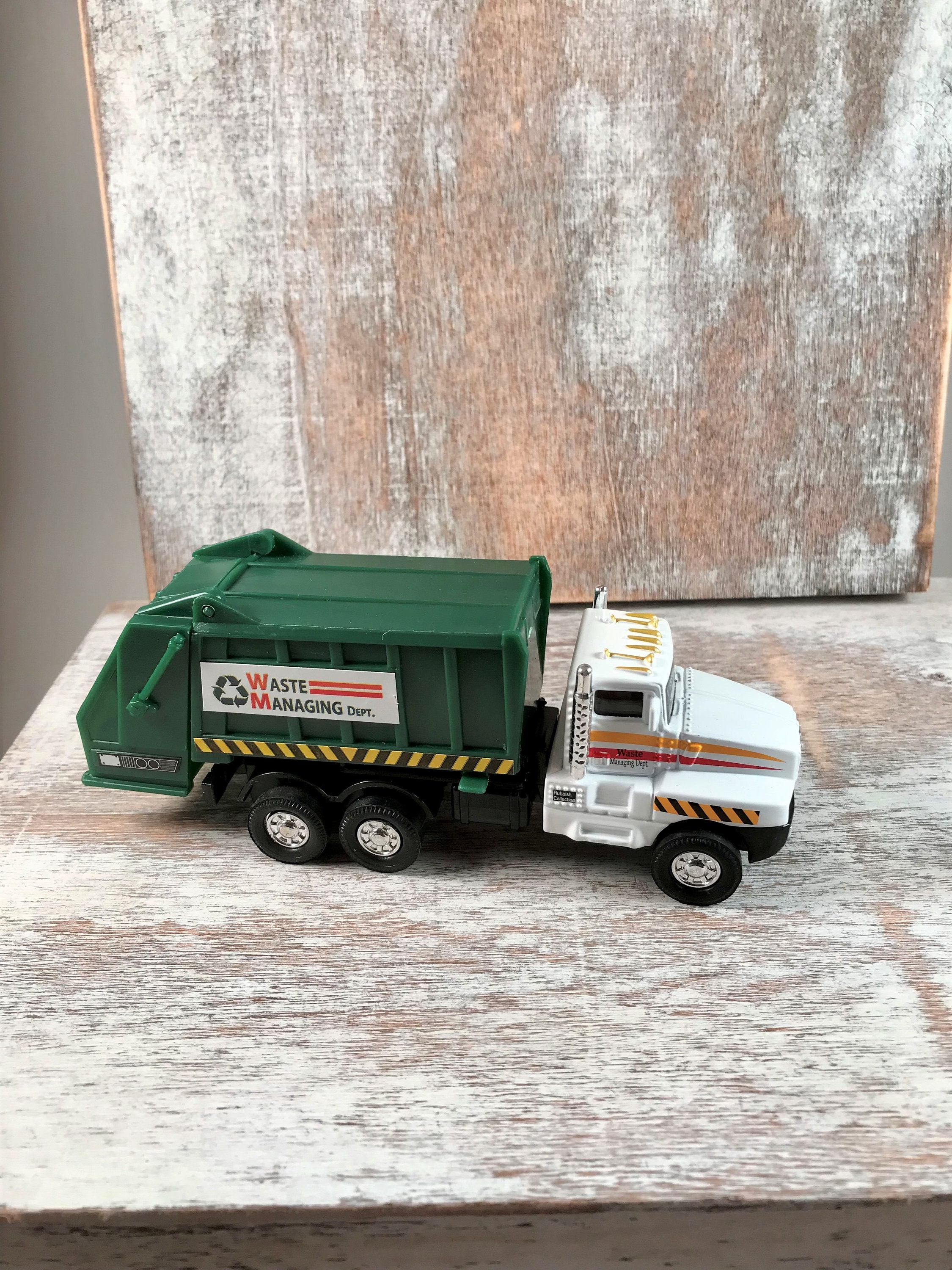 Personalized Trash truck gift Garbage truck Kids garbage | Etsy