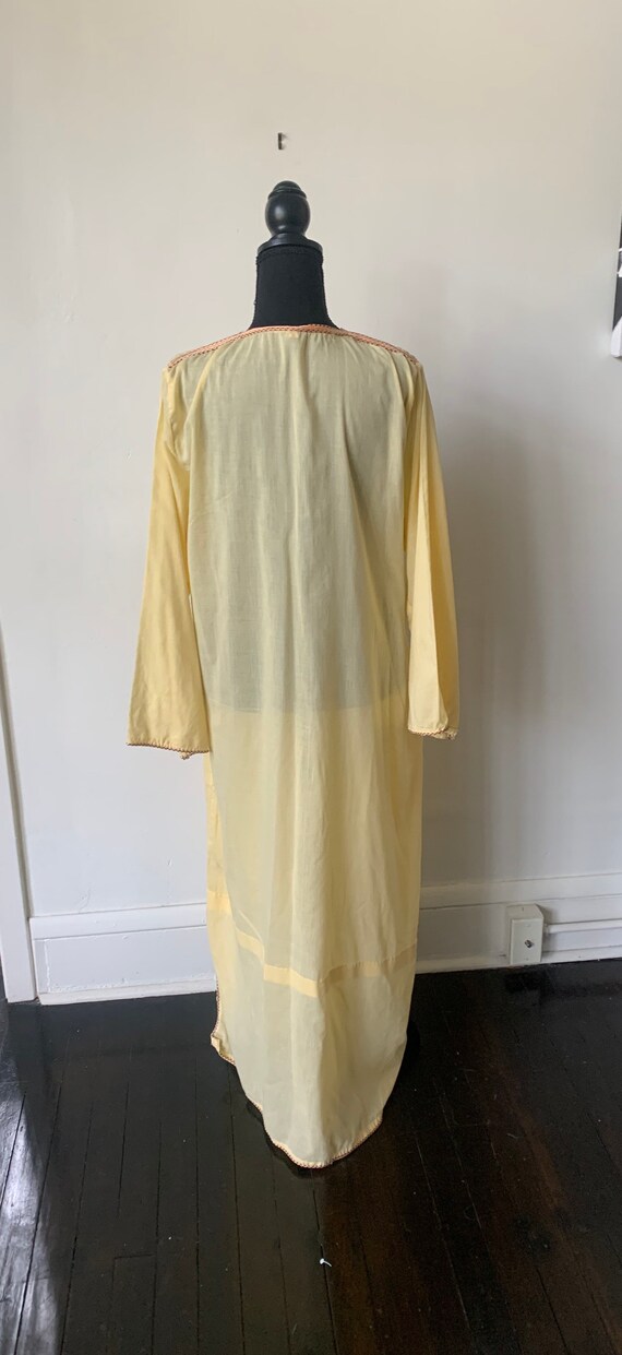 Vintage Yellow Arabic Kaftan 1980’s Gold Floral Cafta… - Gem