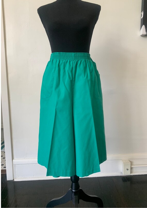 Vintage High Rise Gaucho Pants 1980’s Emerald Green H… - Gem