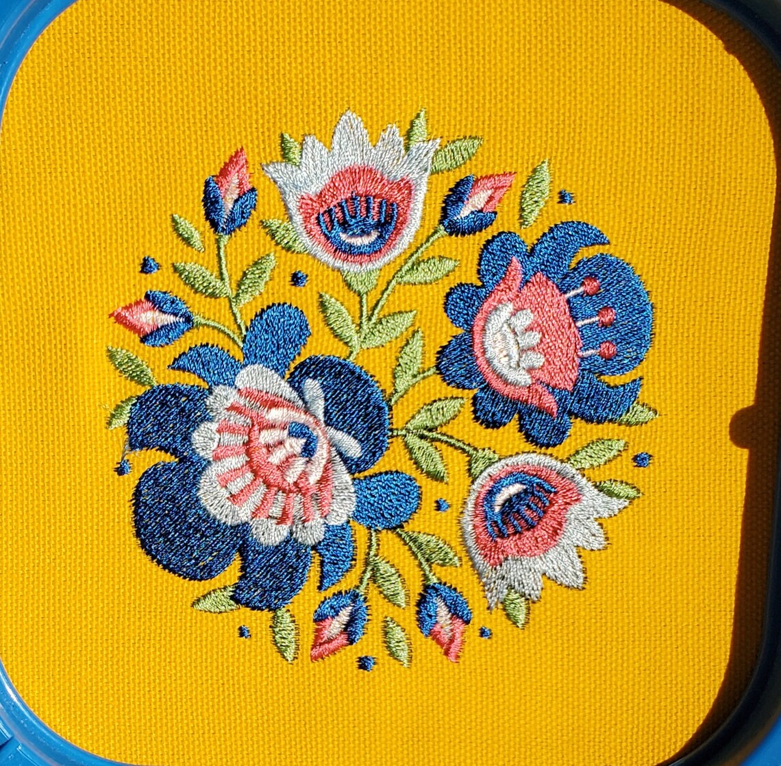 Wycinanki Style Polish Folk Art Circle Design V in 2 Sizes: 7.5 & 4 ...