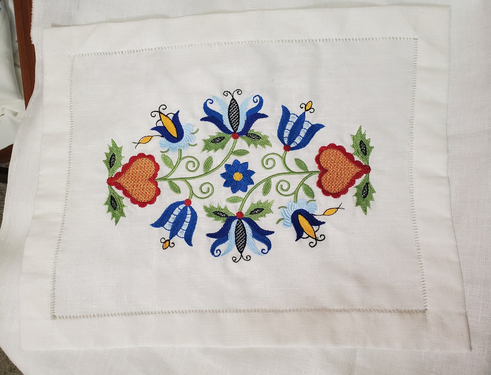 Oval Floral Design 4O in the Traditional Kashubian Style (poland ...