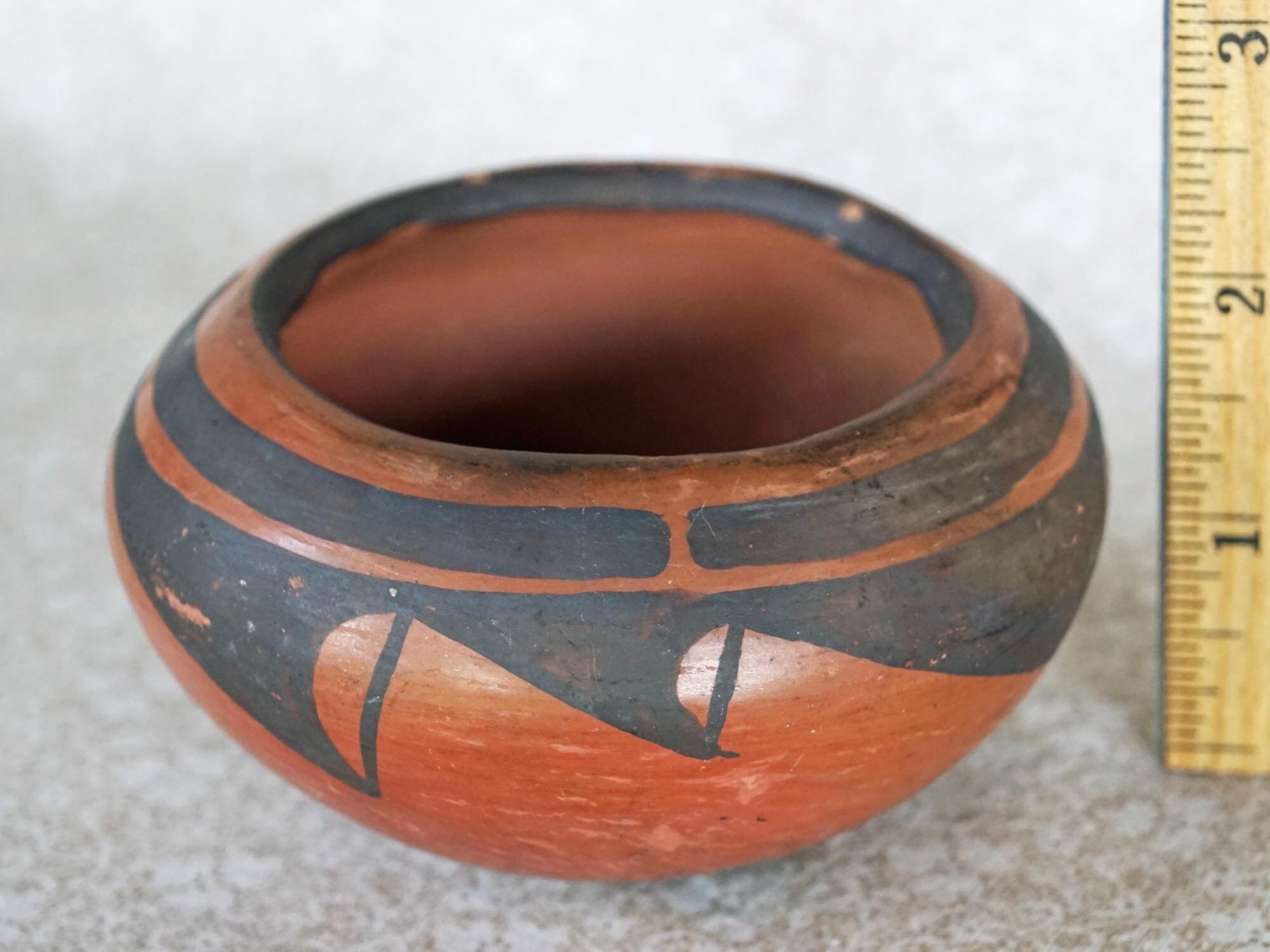HOPI STONEWARE BOWL Red Clay Finish With Traditional Black - Etsy