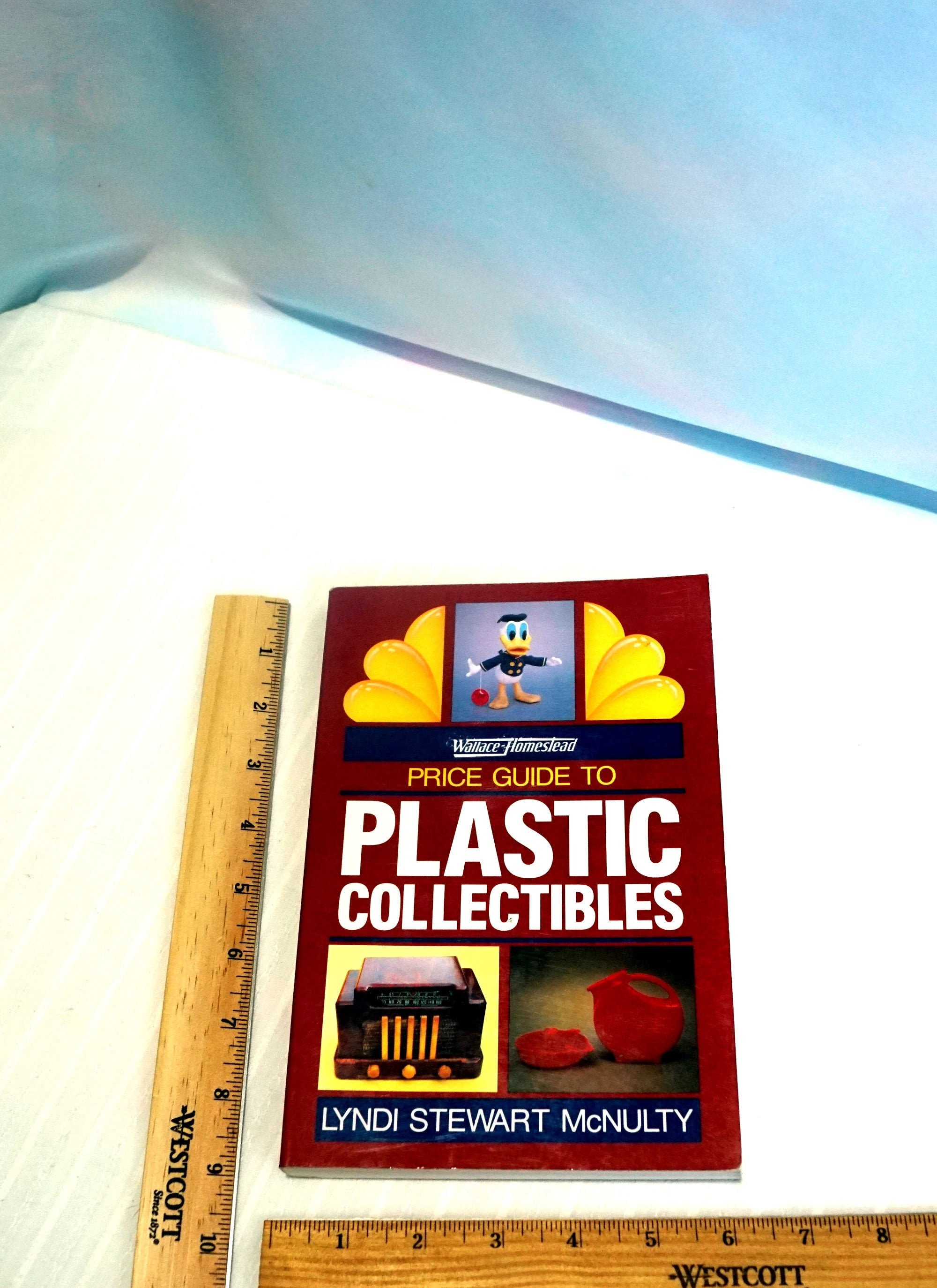 1987 PLASTIC COLLECTIBLES A PRICE Guide: 205 Heavily | Etsy