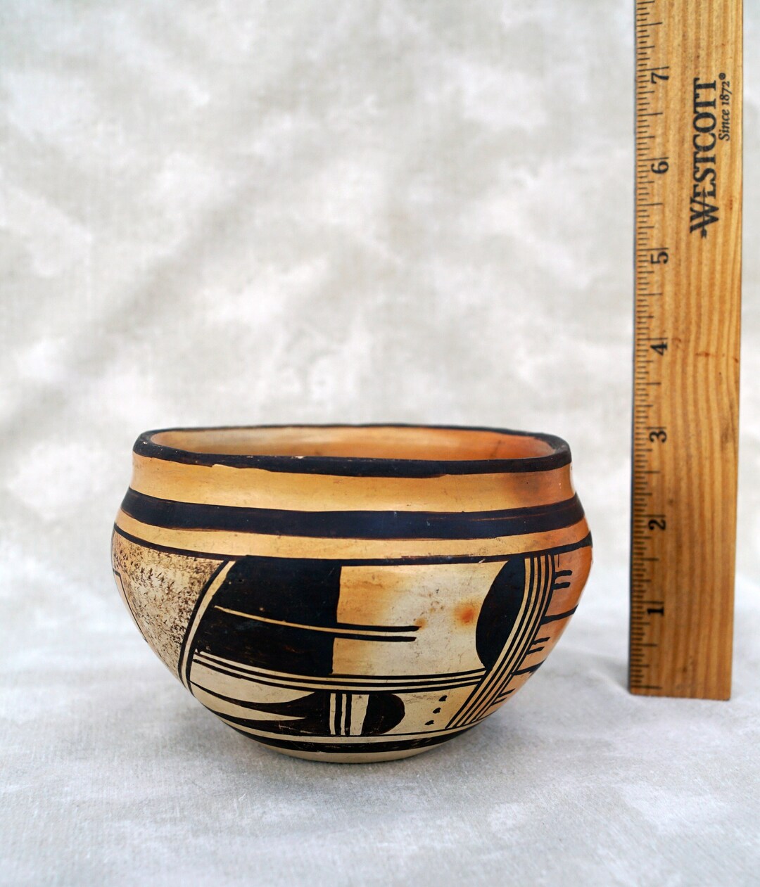 UNUSUAL HOPI BOWL – Bulbous Sides - Half Inch Collar Around Top ...