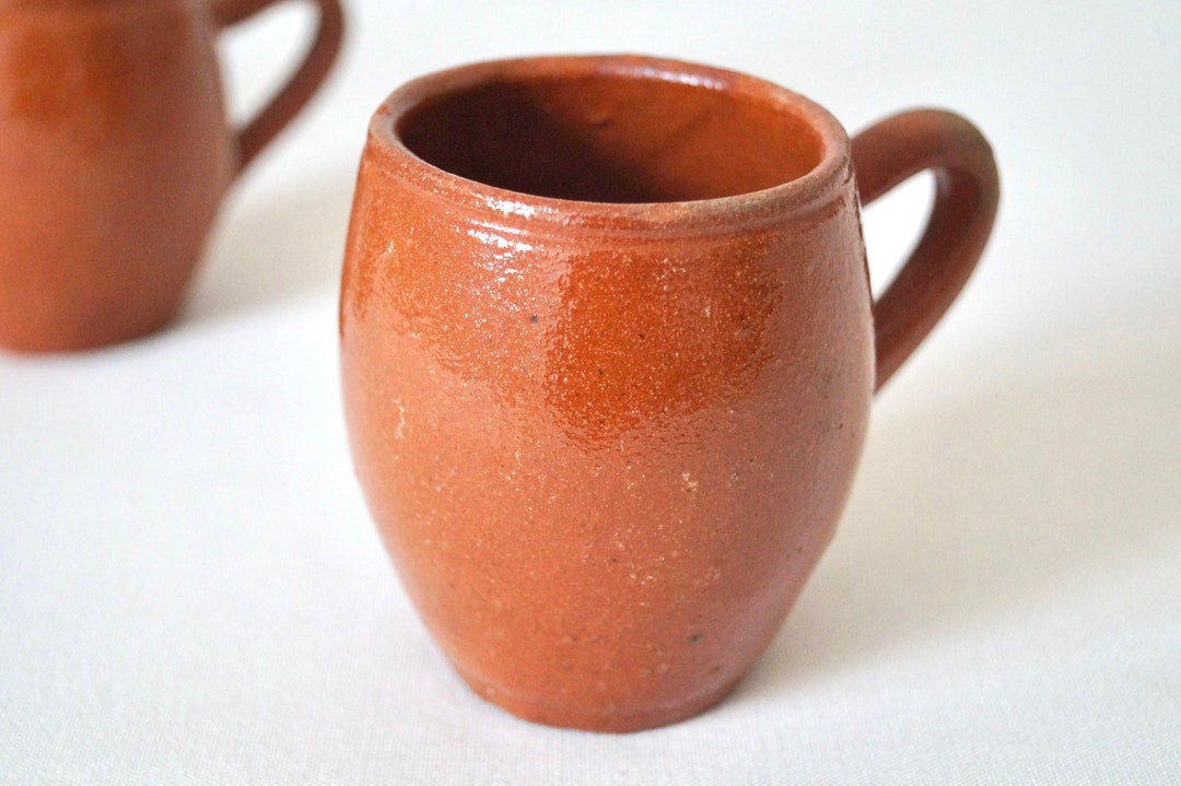Conjunto Vintage de 3 Canecas de Barro – Anos 70, Artesanais no ...