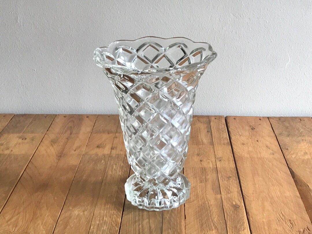 Vintage Diamond Pattern Cut Glass Vase (1970s) - Etsy