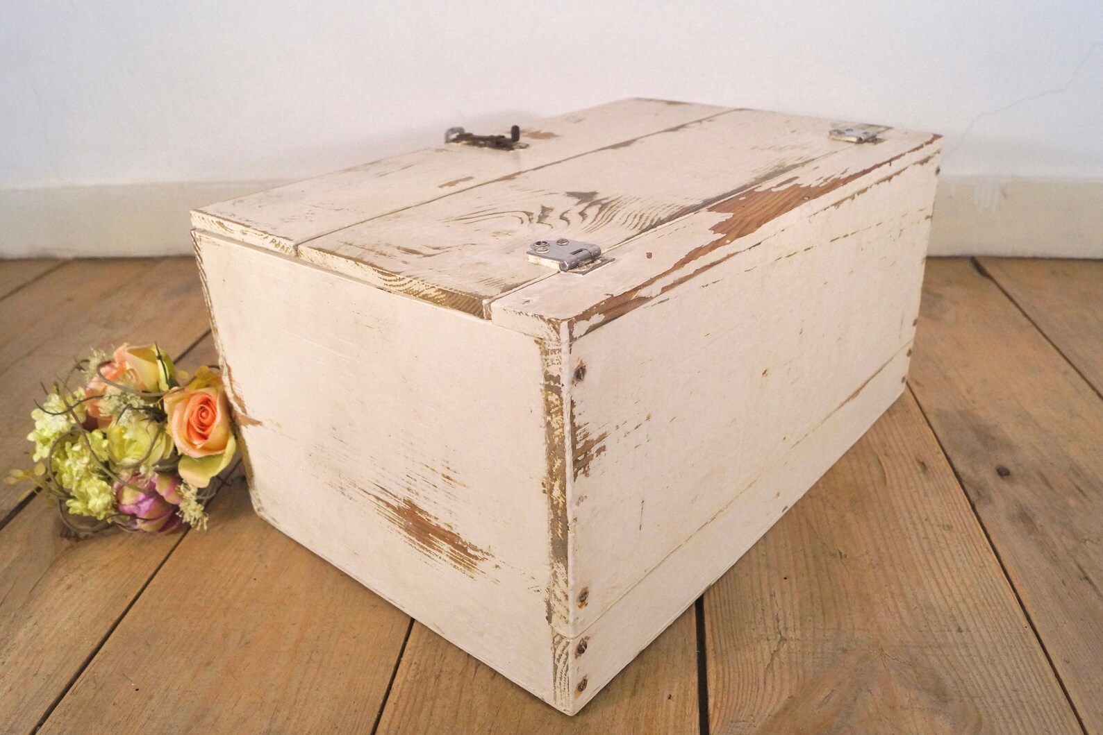 Hand Painted White Wooden Trunk 1910s - Etsy