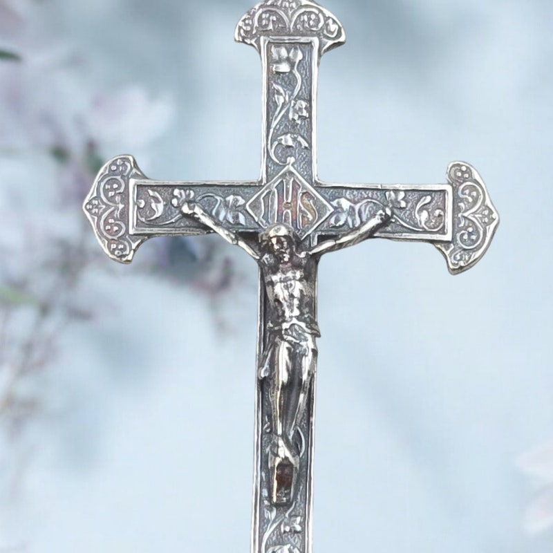 Silver Crucifix - Etsy