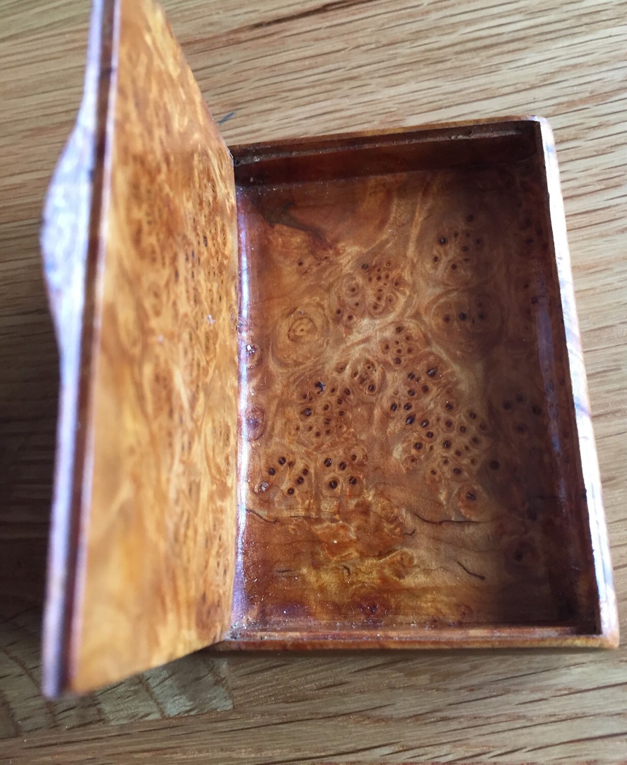 Antique Birds Eye Maple snuff box - card case