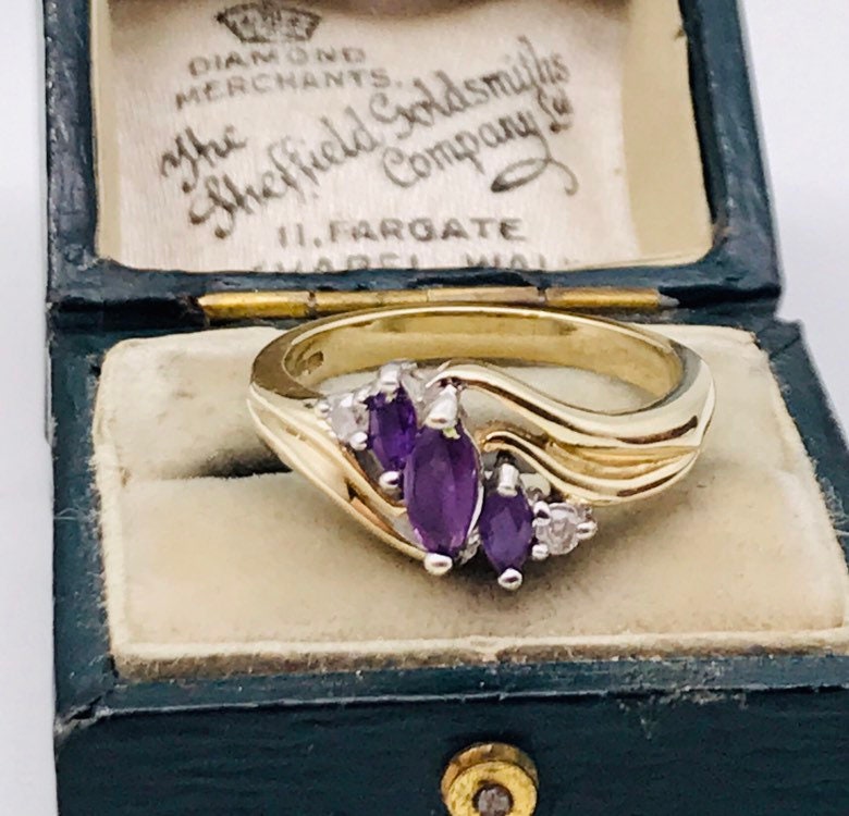 Vintage 9ct yellow gold Amethyst & Diamond dress ring - fully hallmarked
