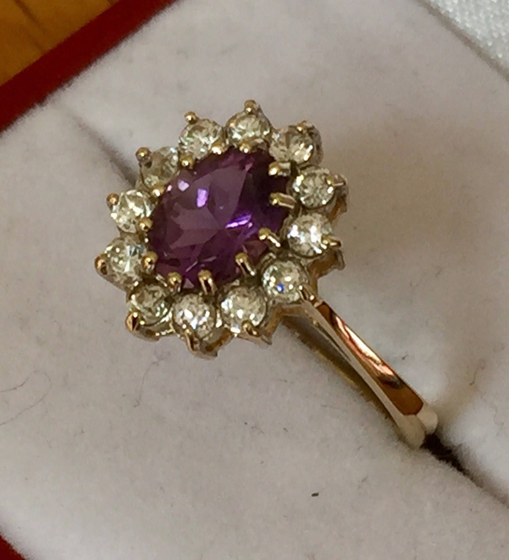 Stunning vintage 9ct gold Amethyst cluster ring