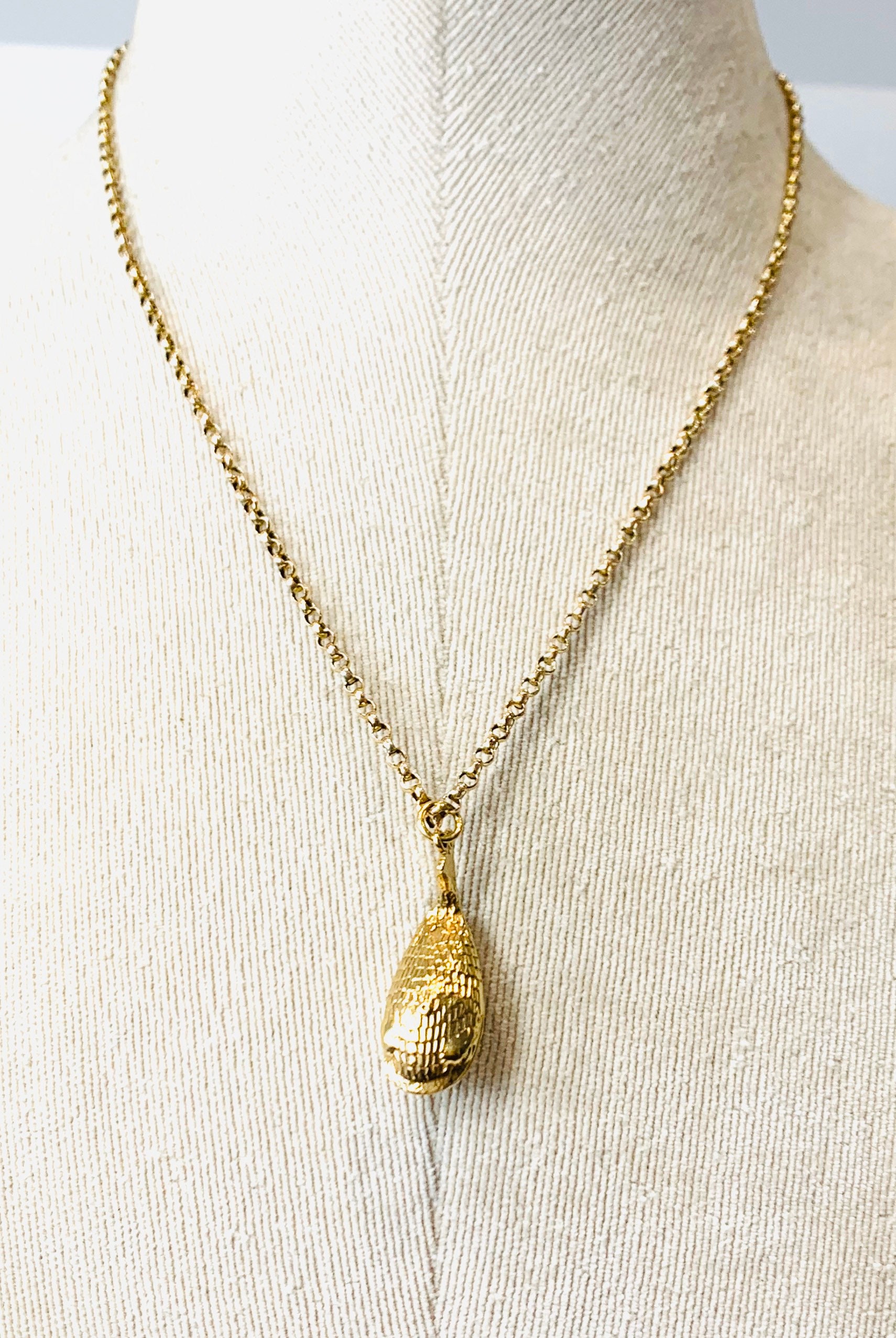 Superb antique 9ct gold Jonah & The Whale pendant - stamped 9CT - 8.6gms