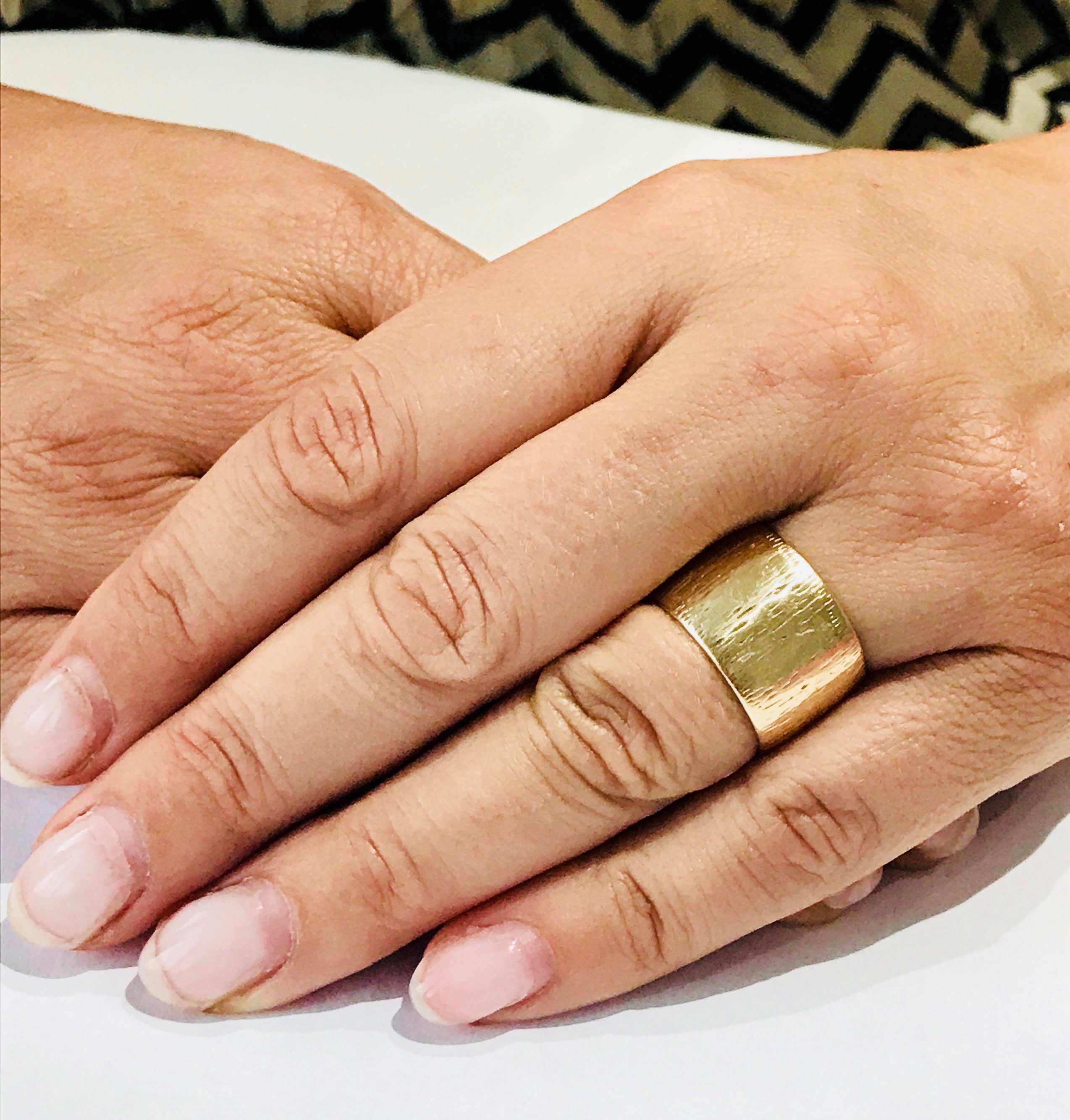 Superb vintage very heavy 9ct yellow gold wide band wedding ring ...