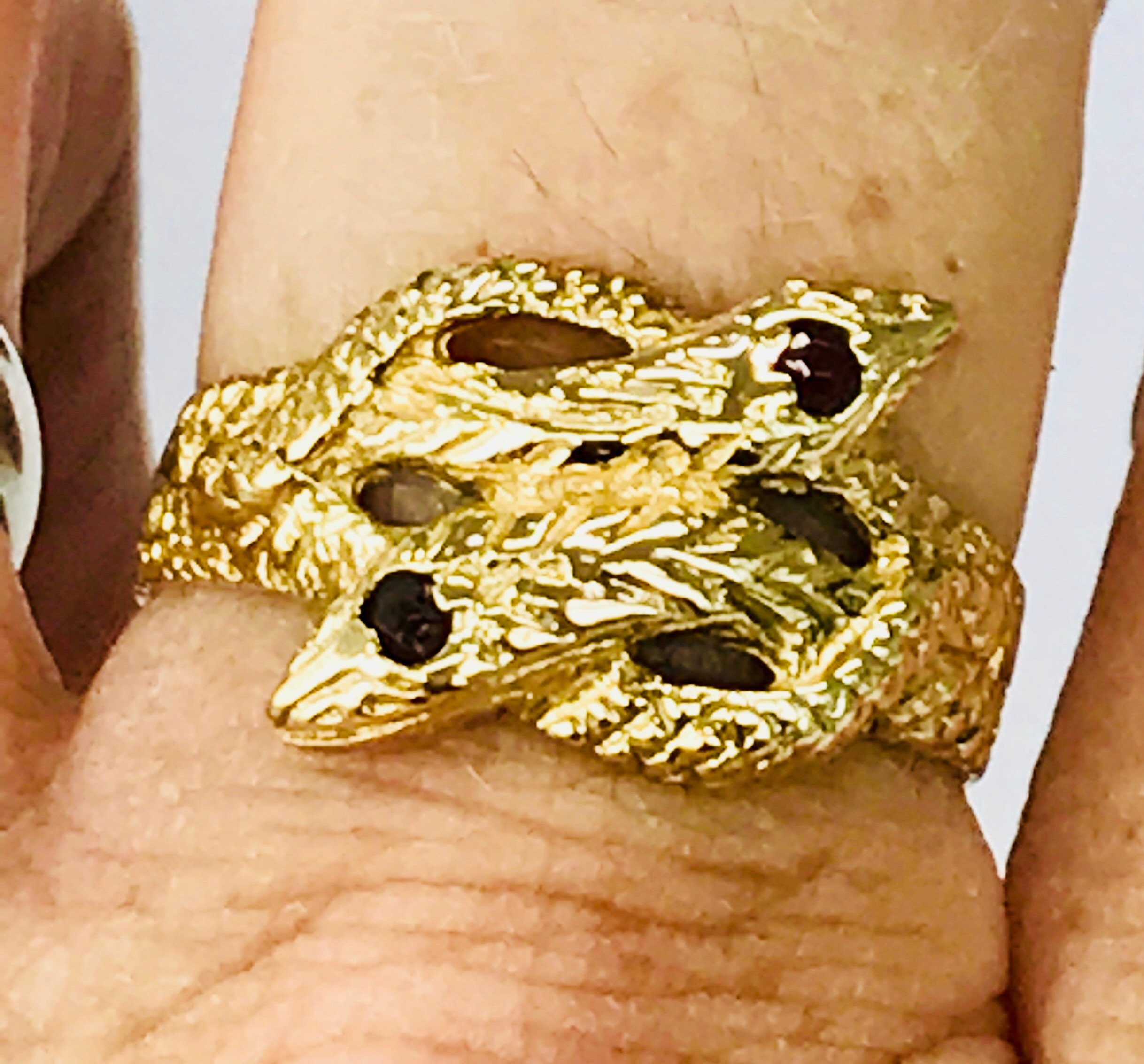 Superb vintage 9ct yellow gold Men's double Snake ring with Garnets ...