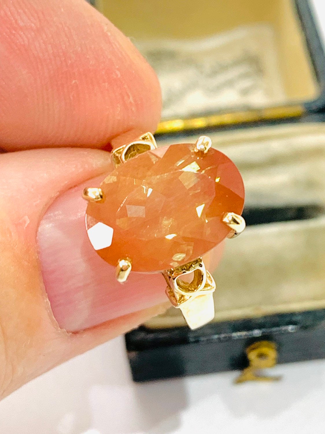 Stunning vintage 9ct yellow gold Sunstone ring - fully hallmarked ...