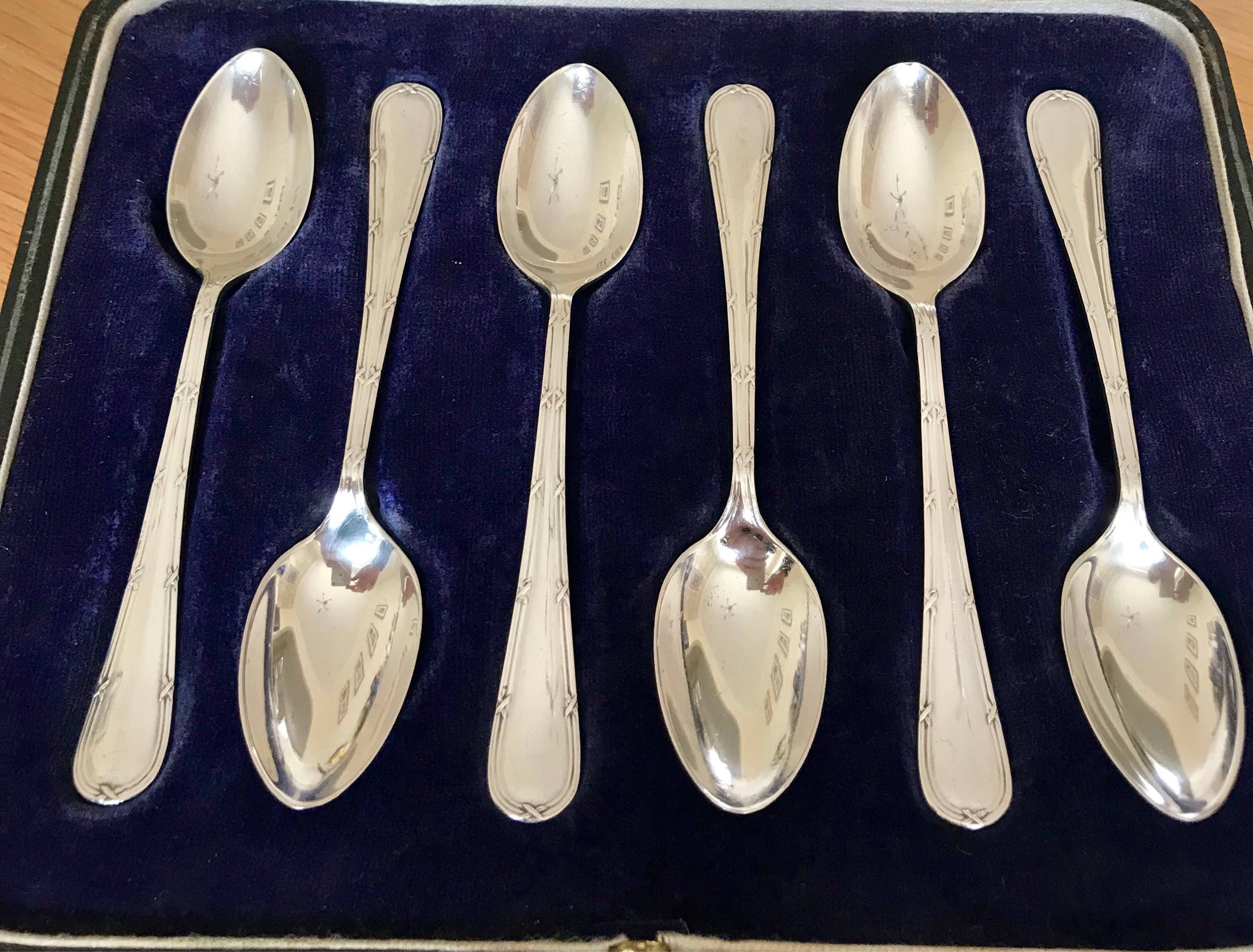 Superb cased set of antique solid sterling silver spoons - Made in ...