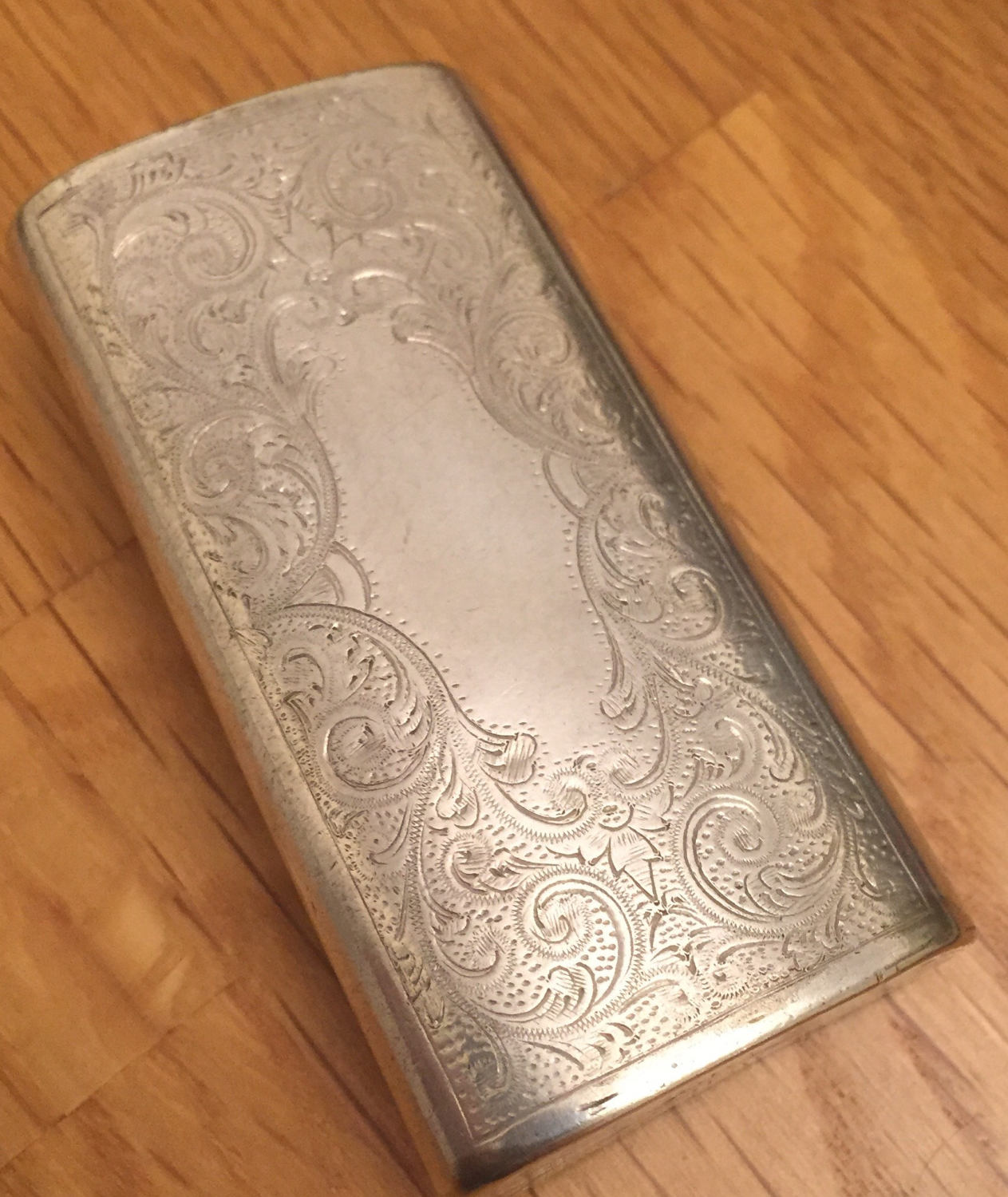 Antique white metal snuff box - 1880's