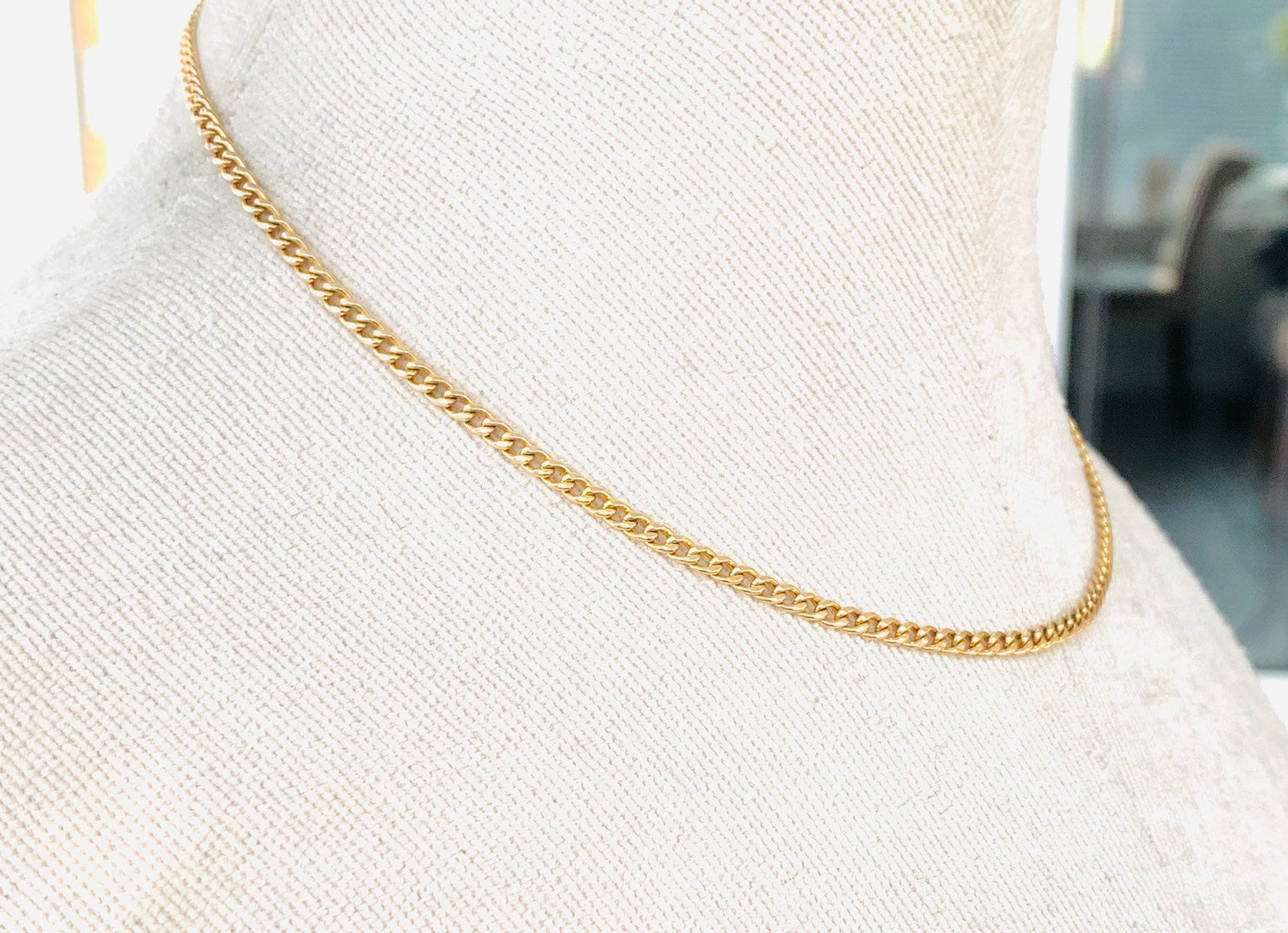 Vintage 9ct yellow gold 15 inch chain - fully hallmarked