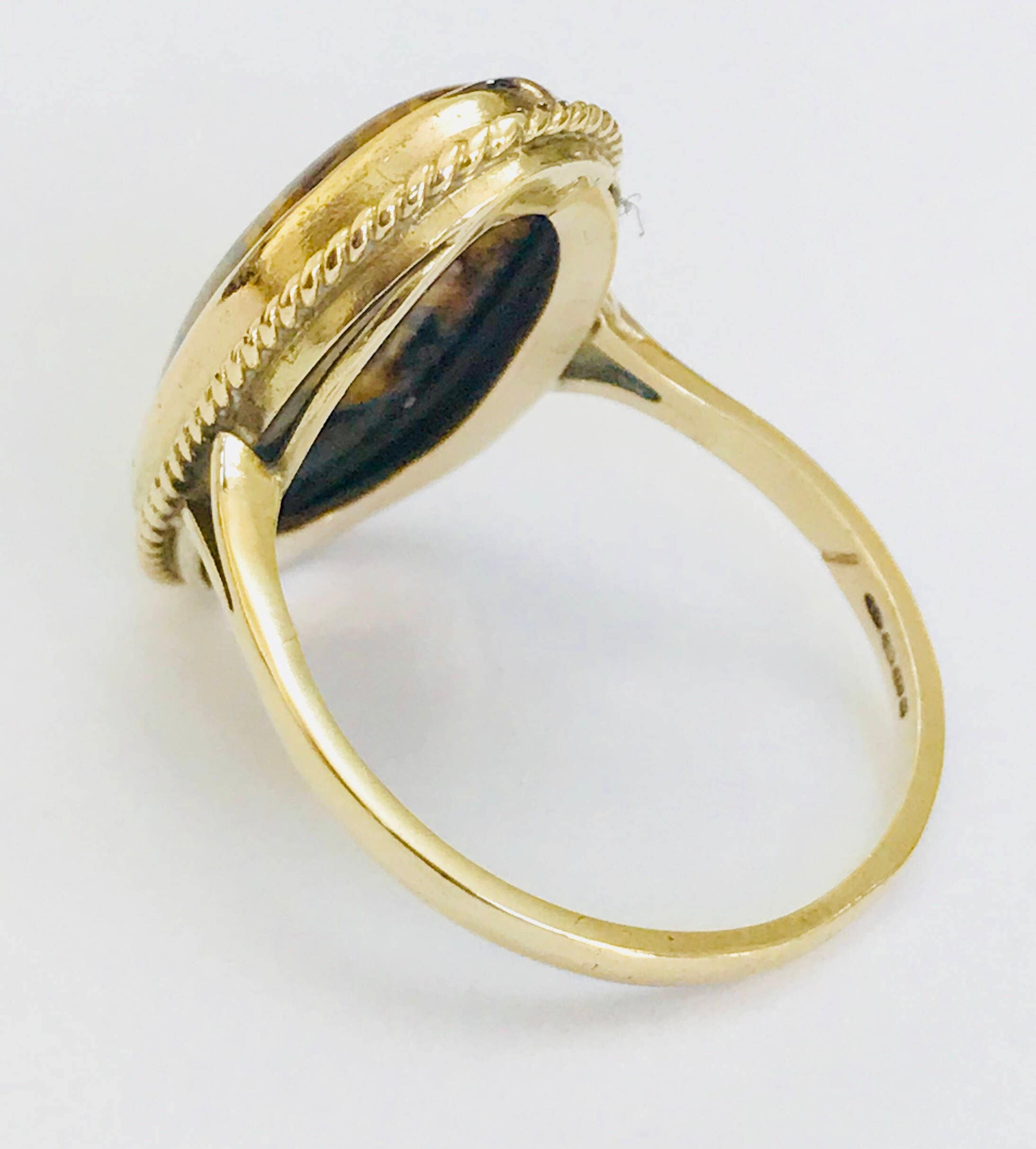 Stunning very large size vintage 9ct gold hardstone dress ring - fully ...