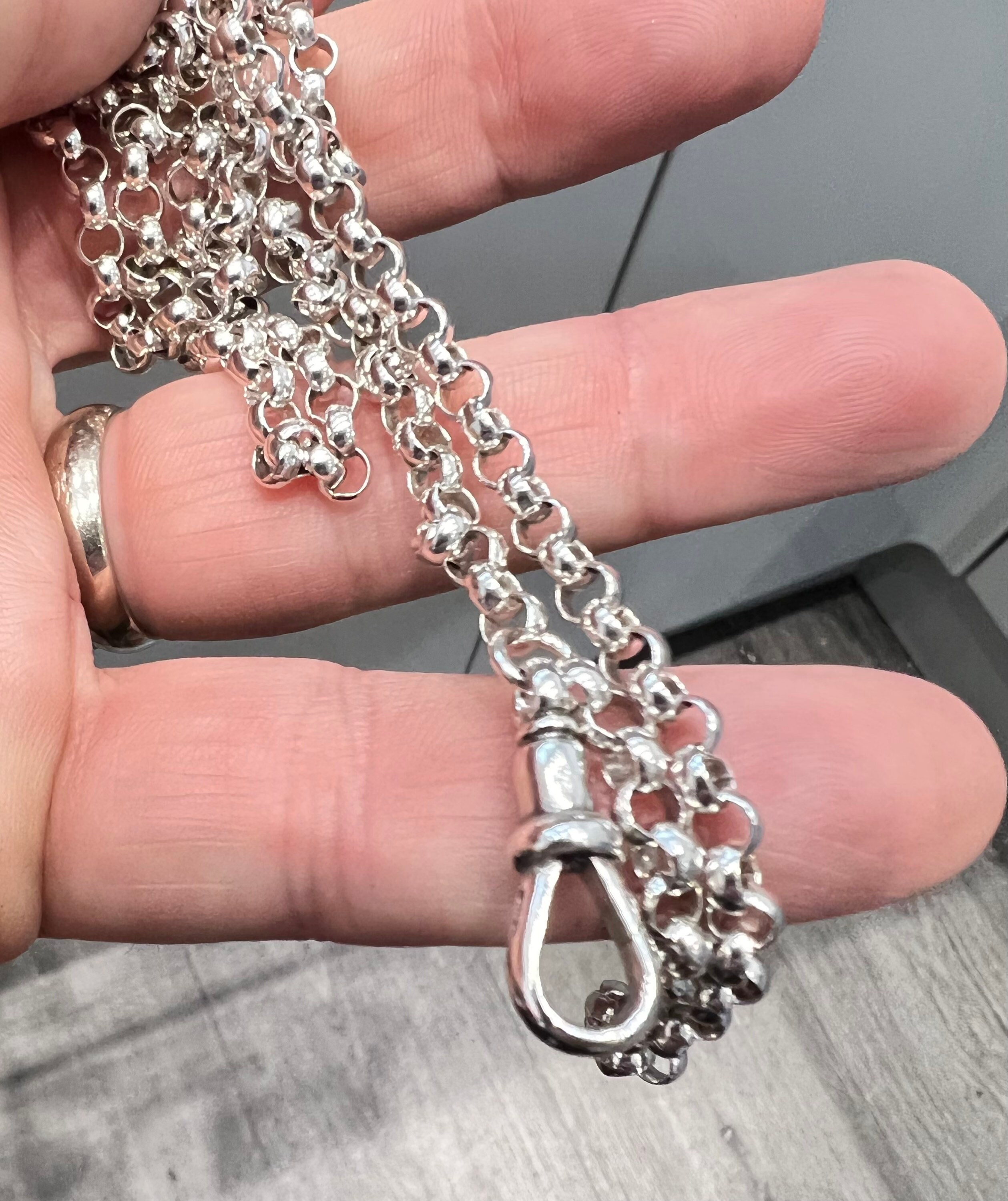 Superb antique Victorian 30 inch sterling silver belcher chain with dog ...