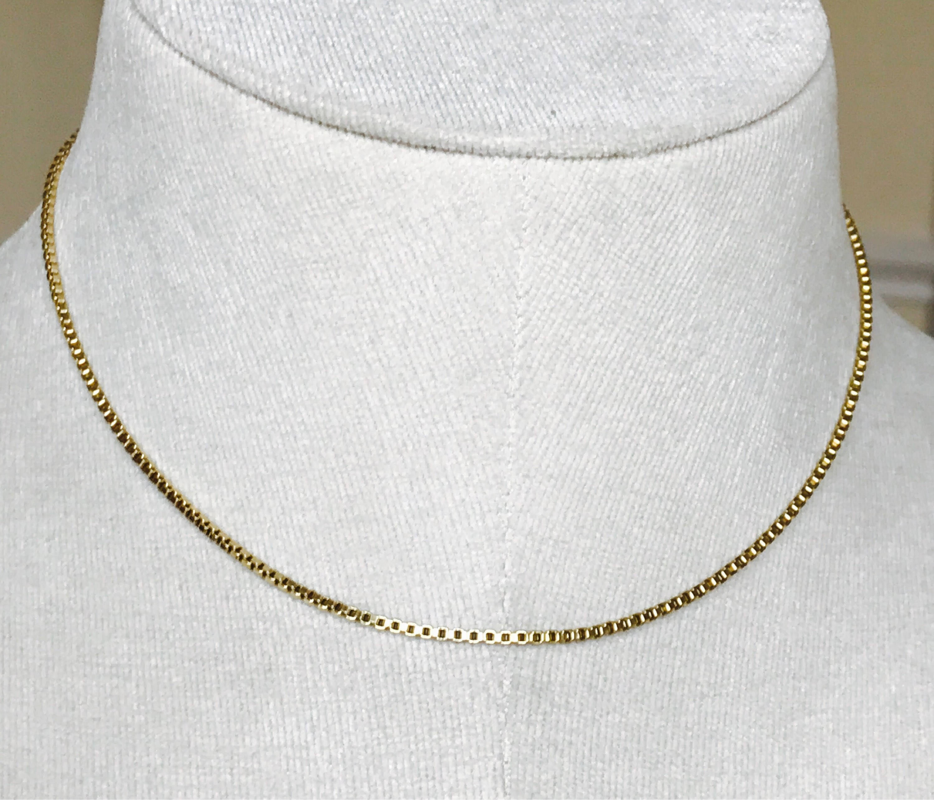 Superb vintage 9ct yellow gold 16 inch box chain - London 1979