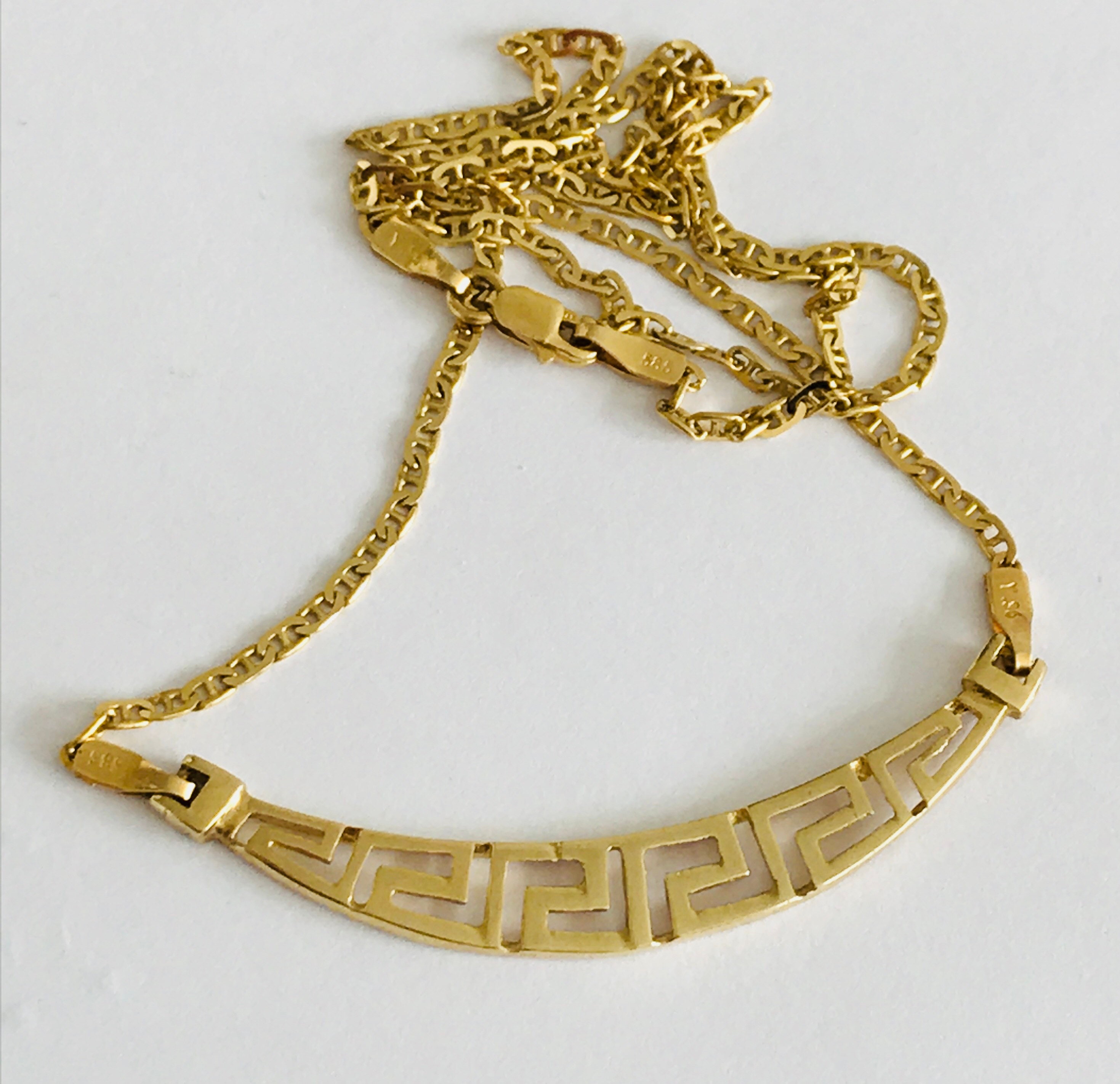 Super vintage 14ct yellow gold Greek Key necklace - fully hallmarked