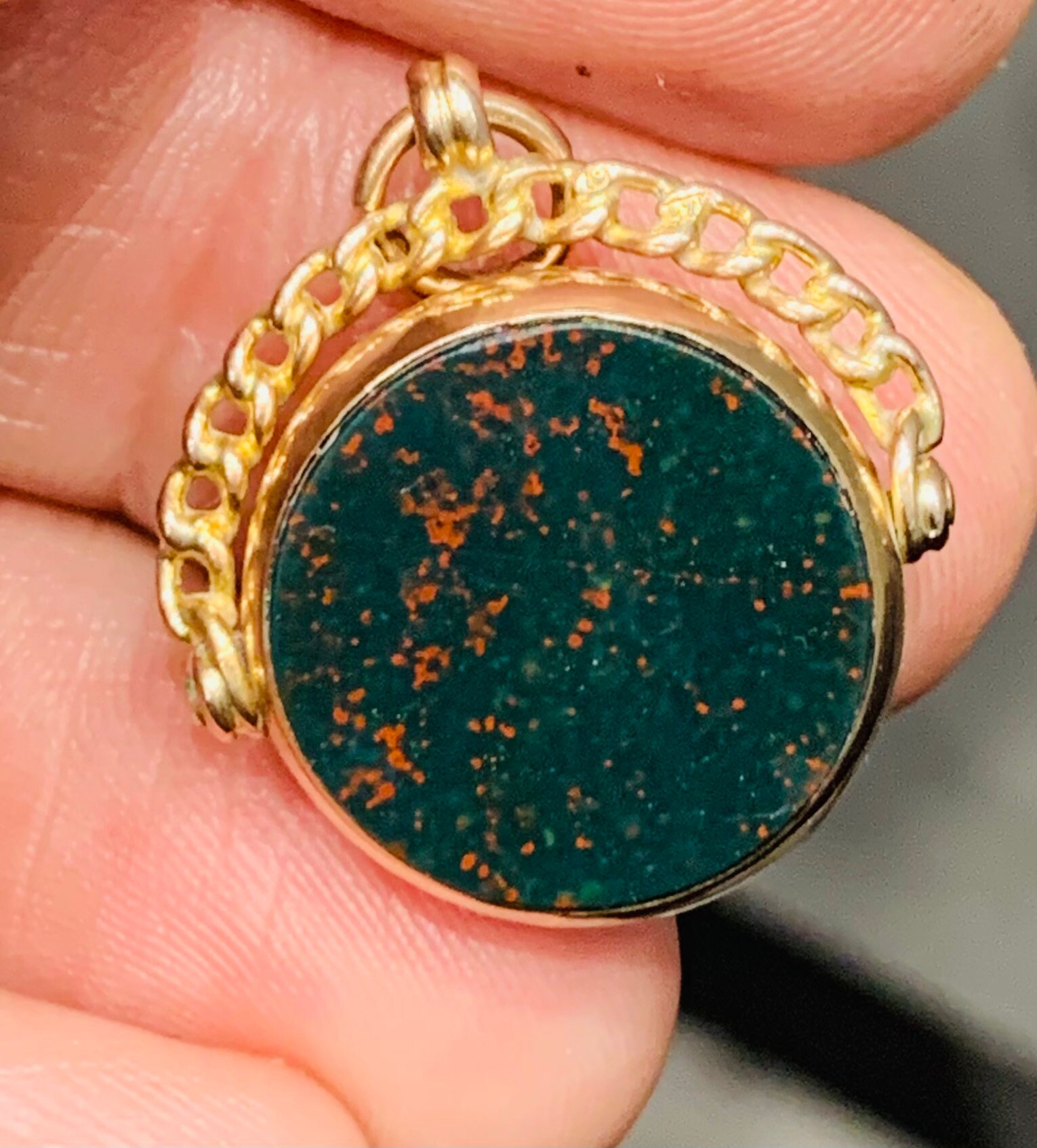 Superb antique 9ct rose gold Carnelian and Bloodstone spinning fob ... Superb antique 9ct rose gold Carnelian and Bloodstone spinning fob ...