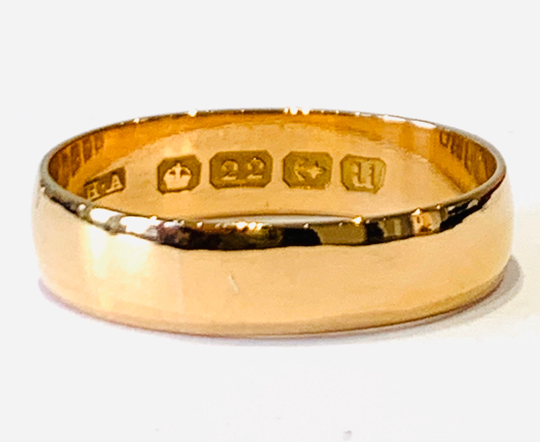 Stunning antique 100 year old 22ct gold wedding ring in excellent ...