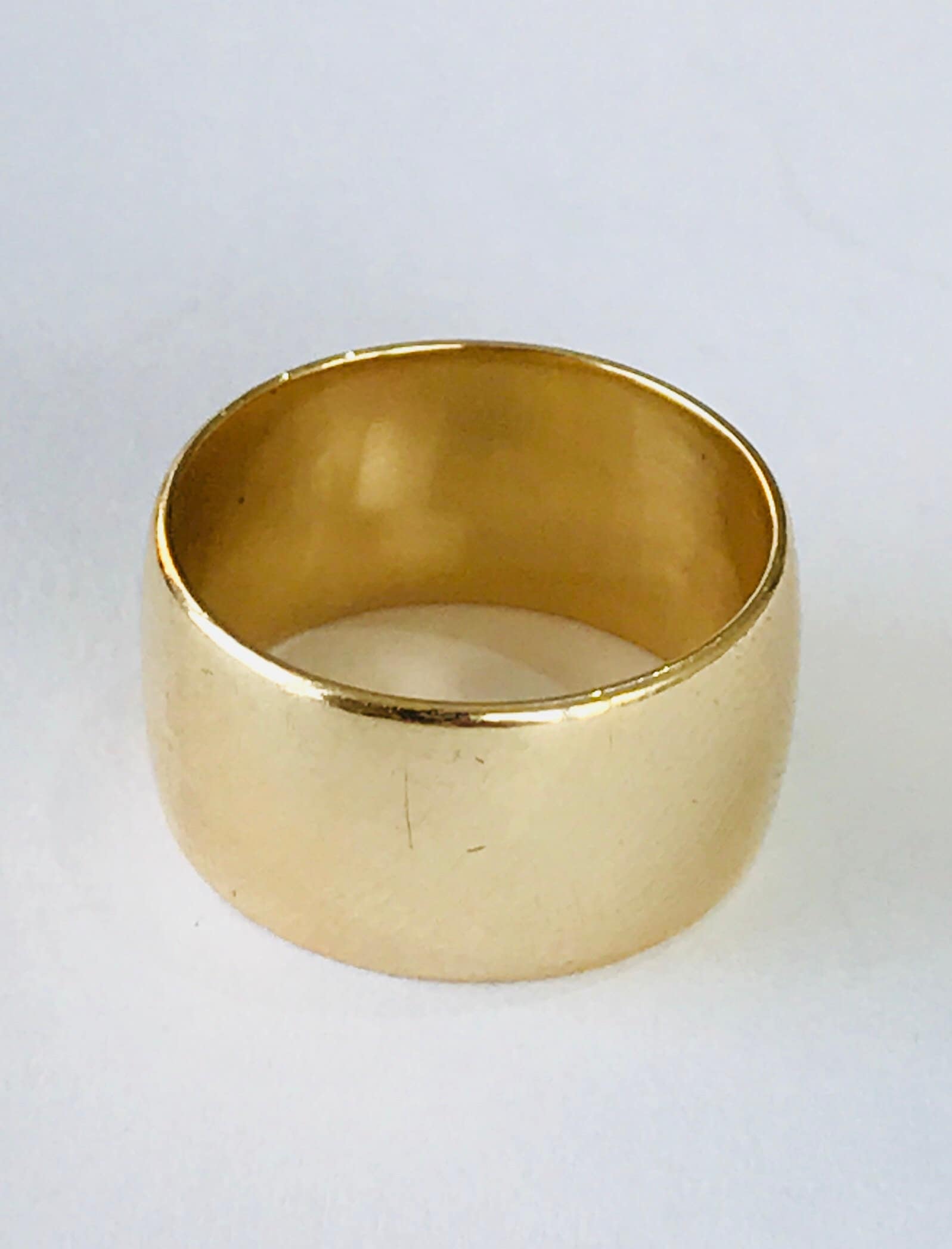 Superb vintage 9ct yellow gold Ladies wide band wedding ring ... Superb vintage 9ct yellow gold Ladies wide band wedding ring ...