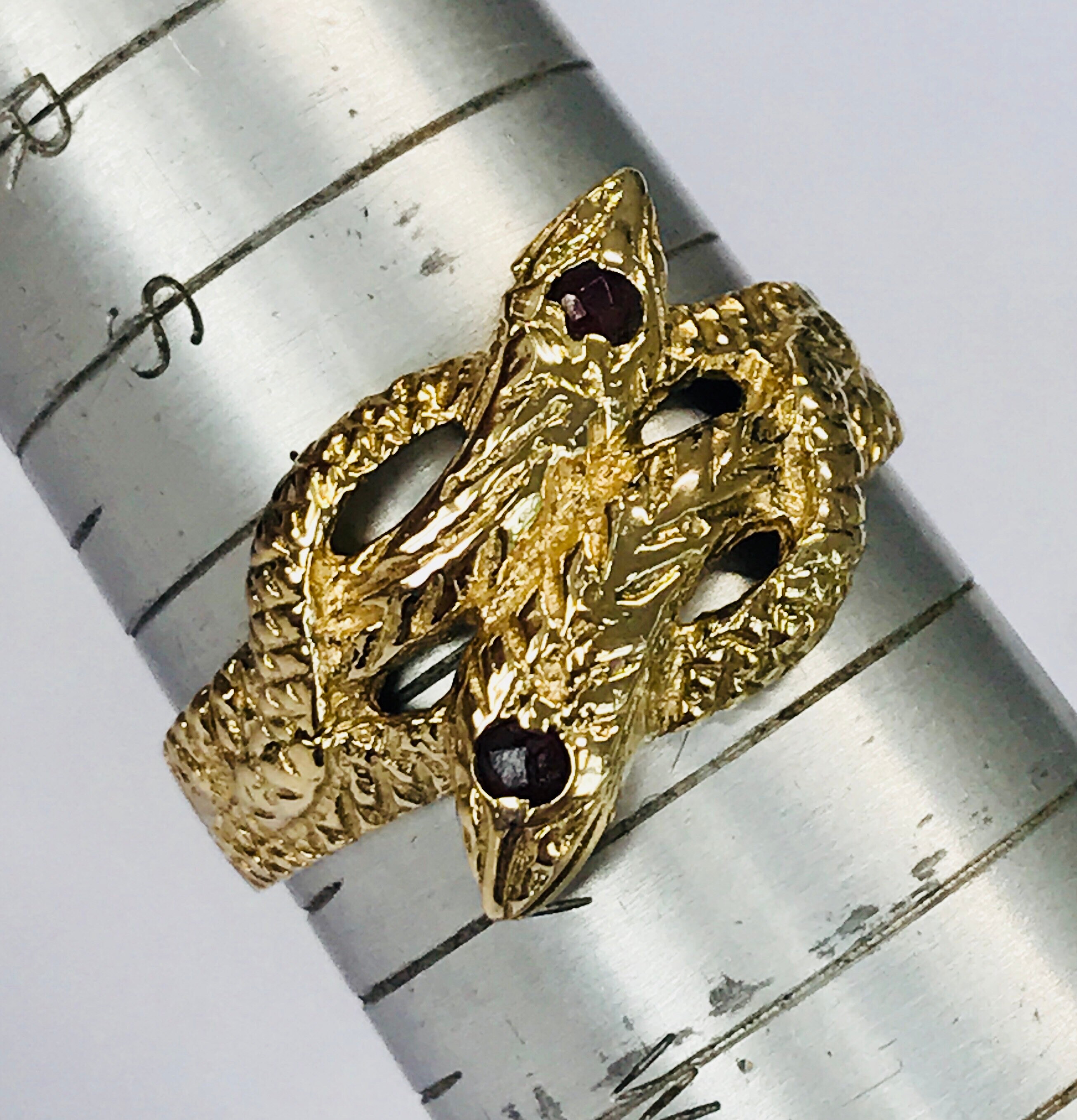 Superb vintage 9ct yellow gold Men's double Snake ring with Garnets ...
