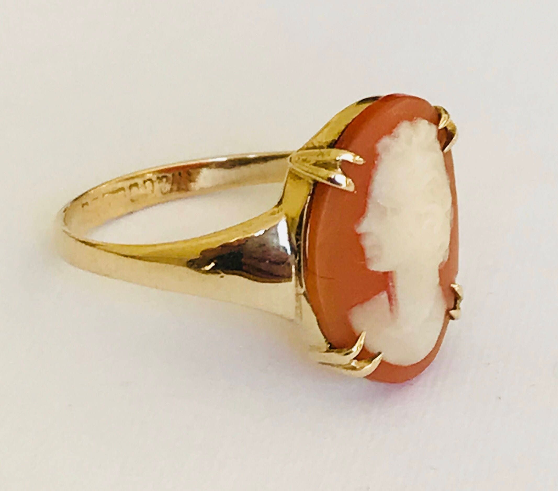 Stunning antique 9ct gold Cameo ring - fully hallmarked **Reserved** Stunning antique 9ct gold Cameo ring - fully hallmarked **Reserved**