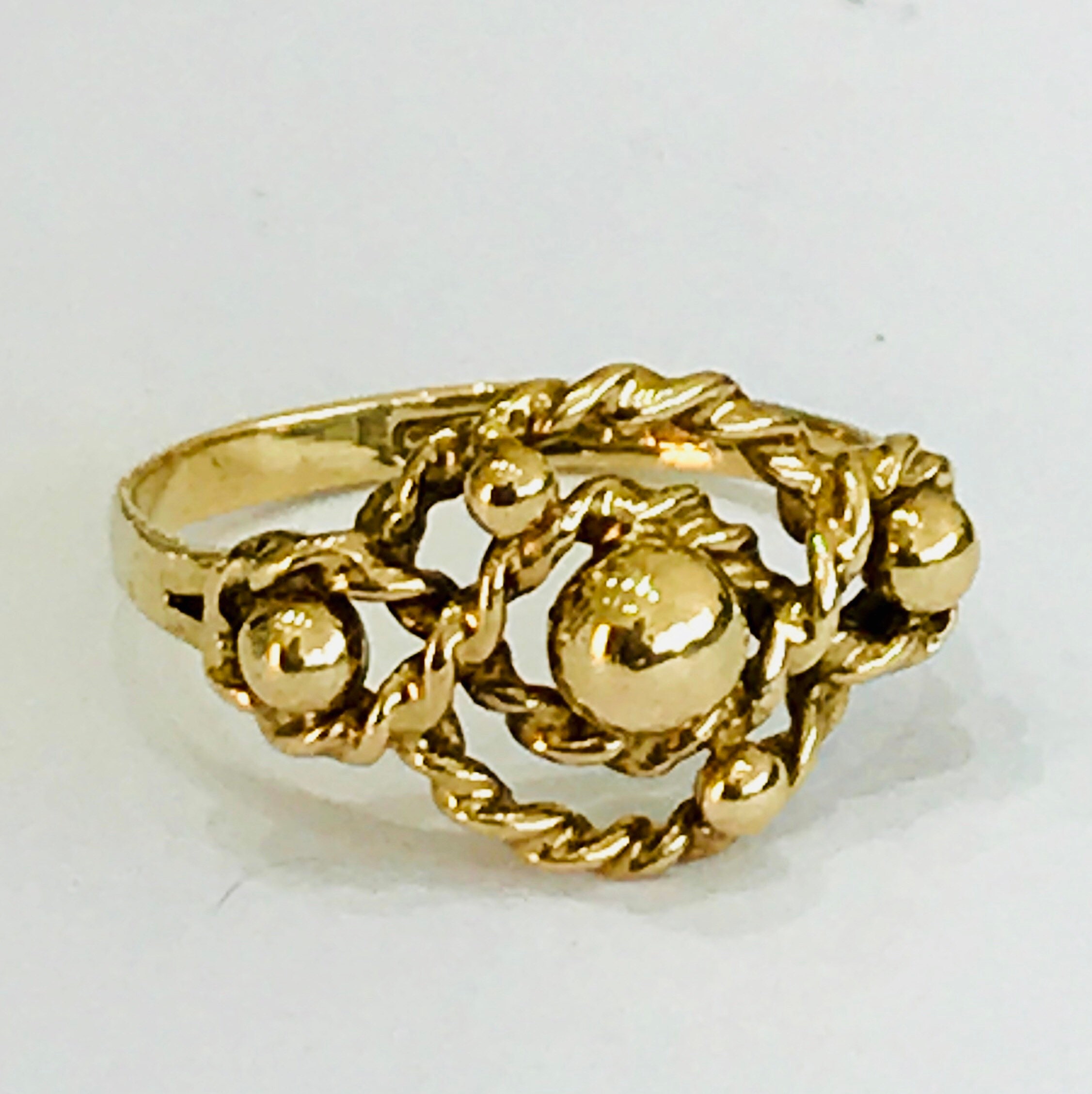 Stunning and unusual vintage 9ct yellow gold ring - hallmarked ...