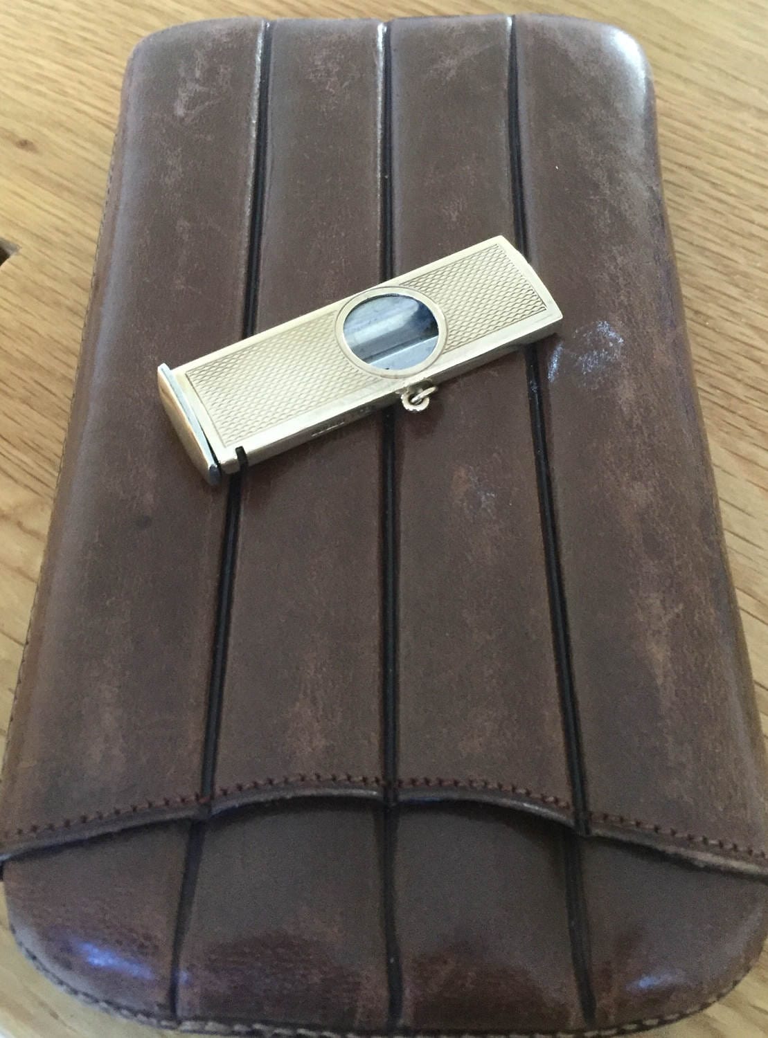 SALE***Superb vintage 9ct yellow gold cigar cutter and cigar case