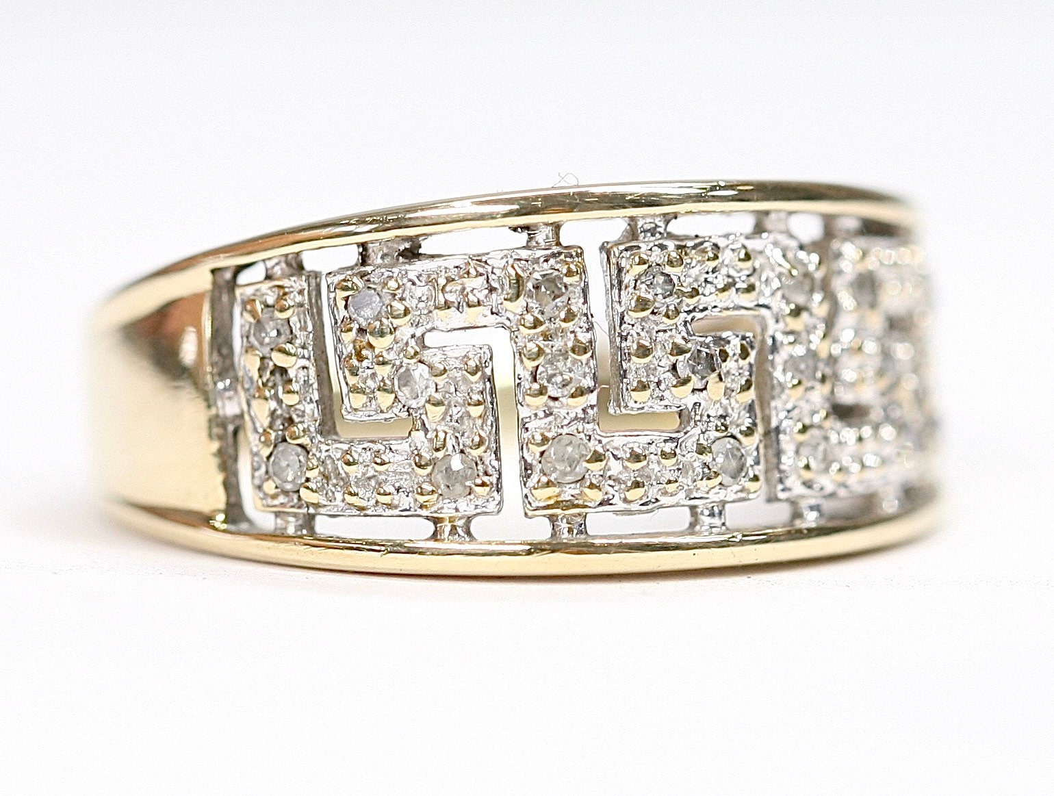 Stunning sparkling vintage 9ct gold Diamond Greek Key ring - fully ...