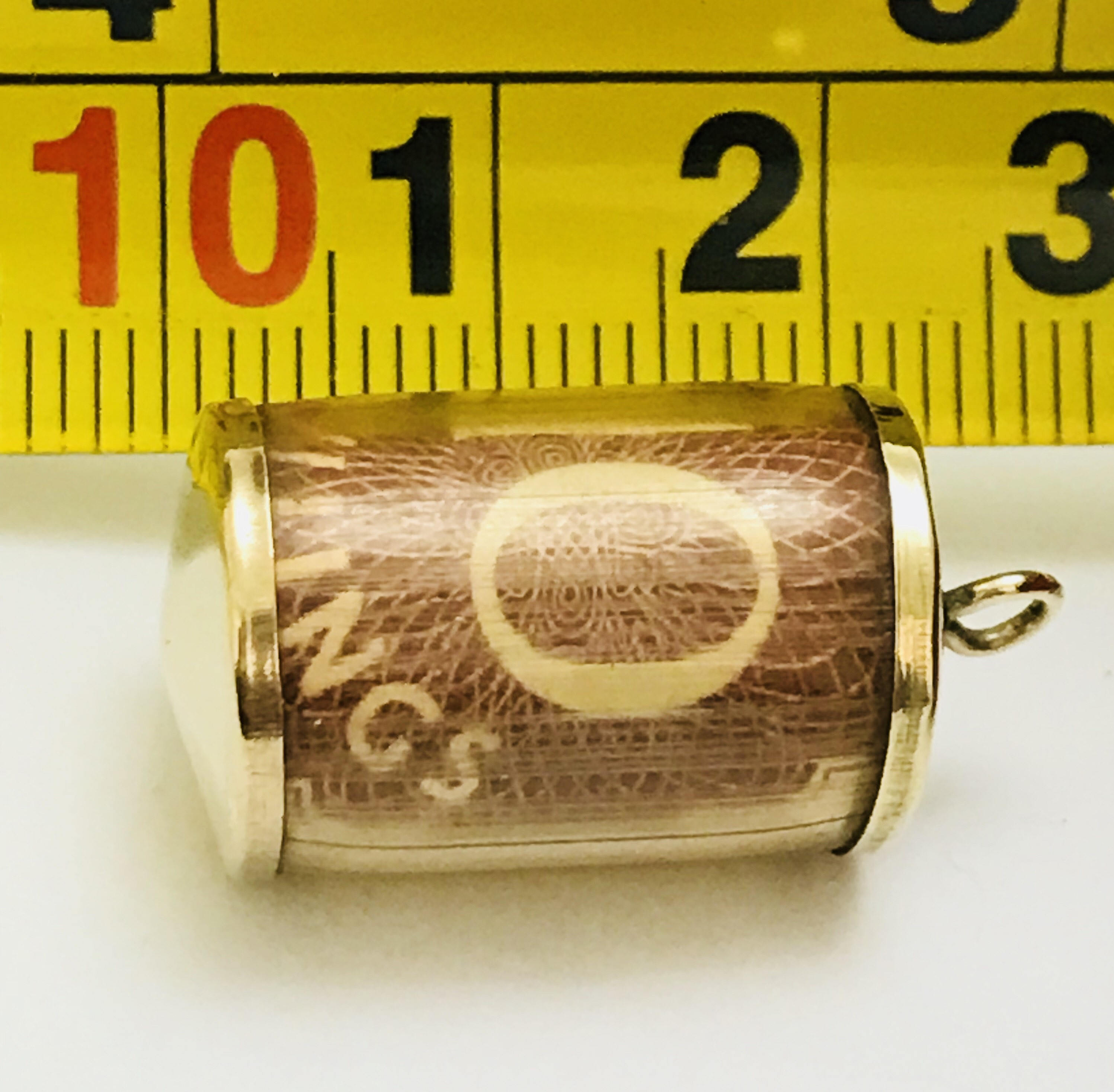 Super vintage 9ct gold Ten Shilling note charm - London 1977