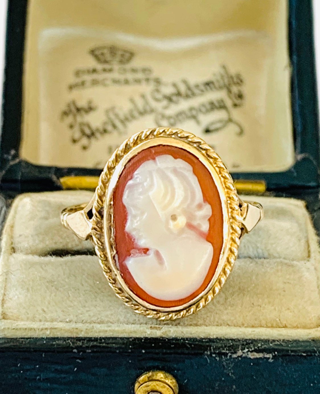 Vintage 9ct yellow gold Cameo ring - hallmarked Birmingham 1989 - size ...