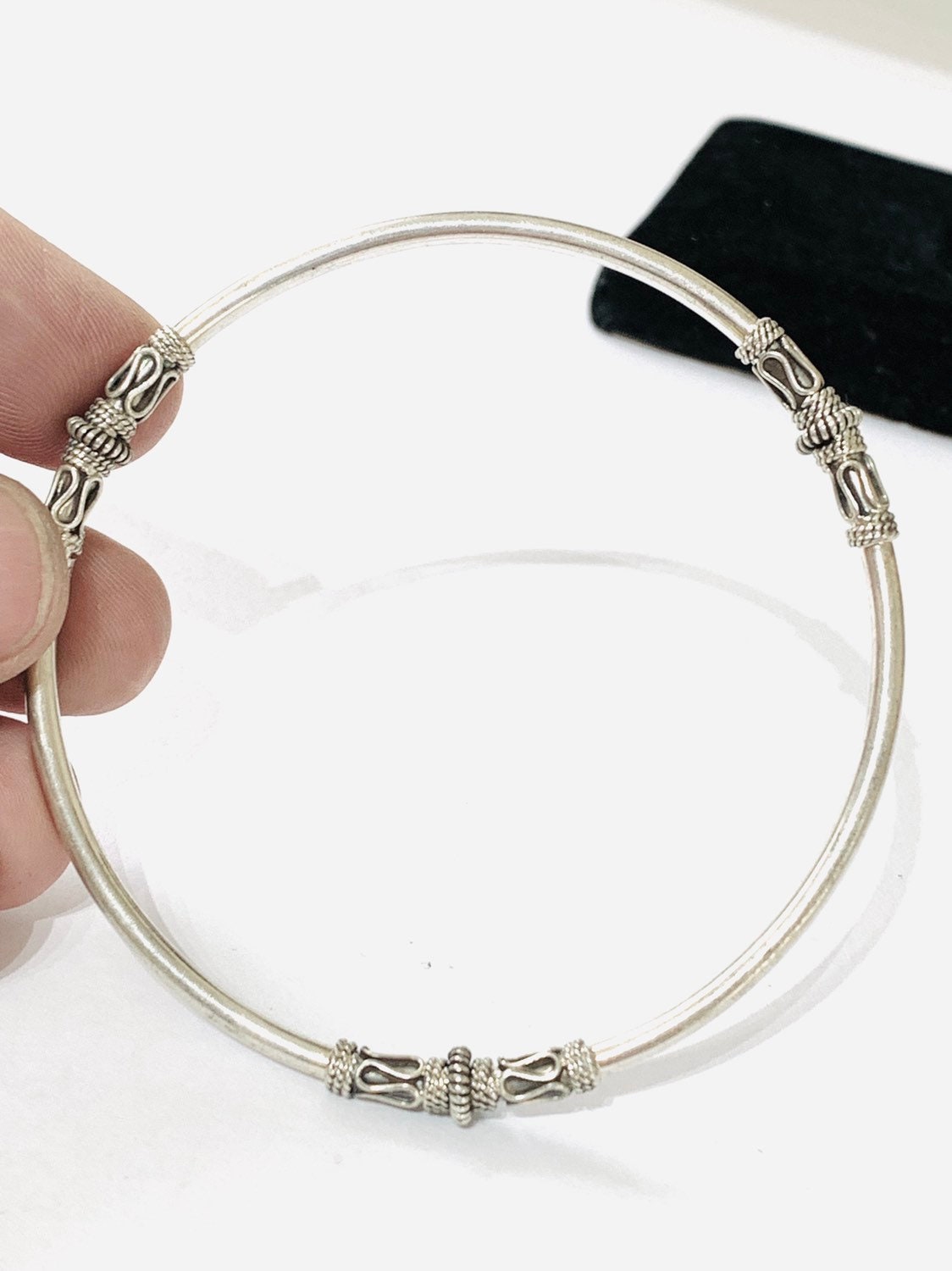 Stunning vintage sterling silver Byzantine bangle - stamped 925