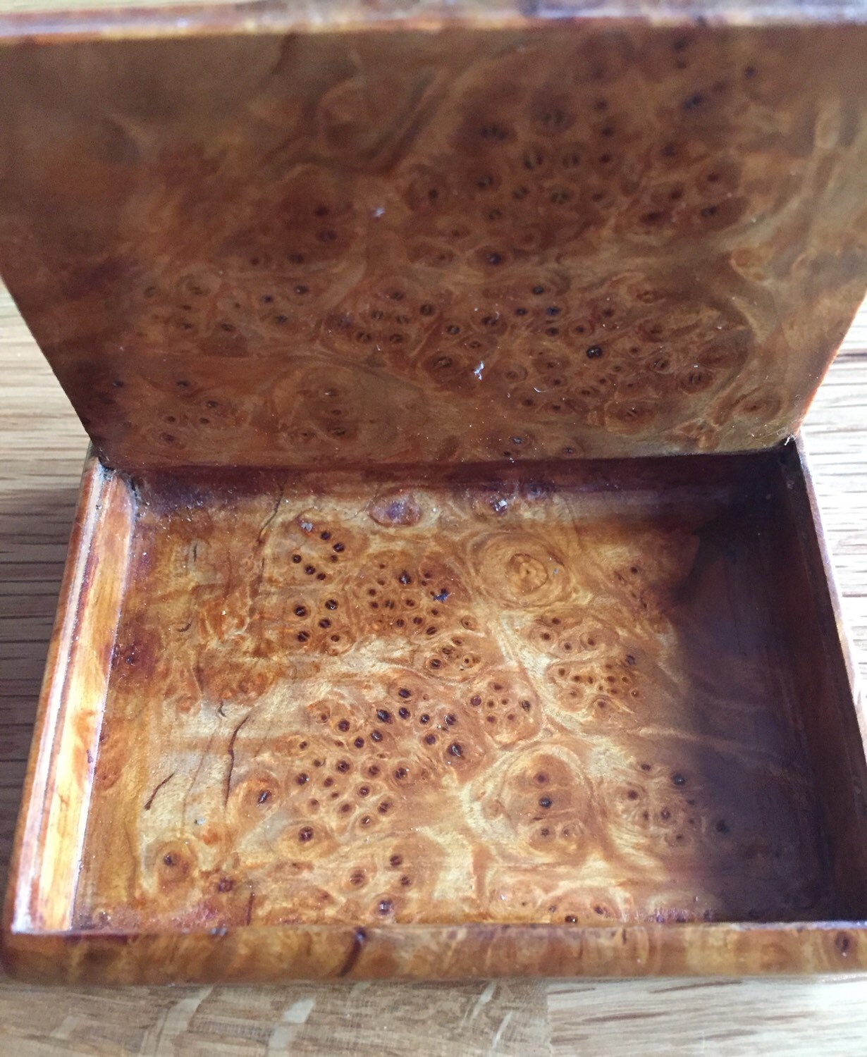 Antique Birds Eye Maple snuff box - card case