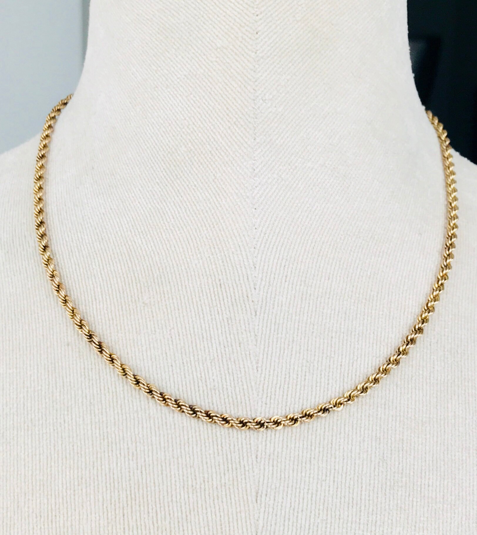 Vintage 9ct gold 18 inch rope chain - fully hallmarked ***Reserved***