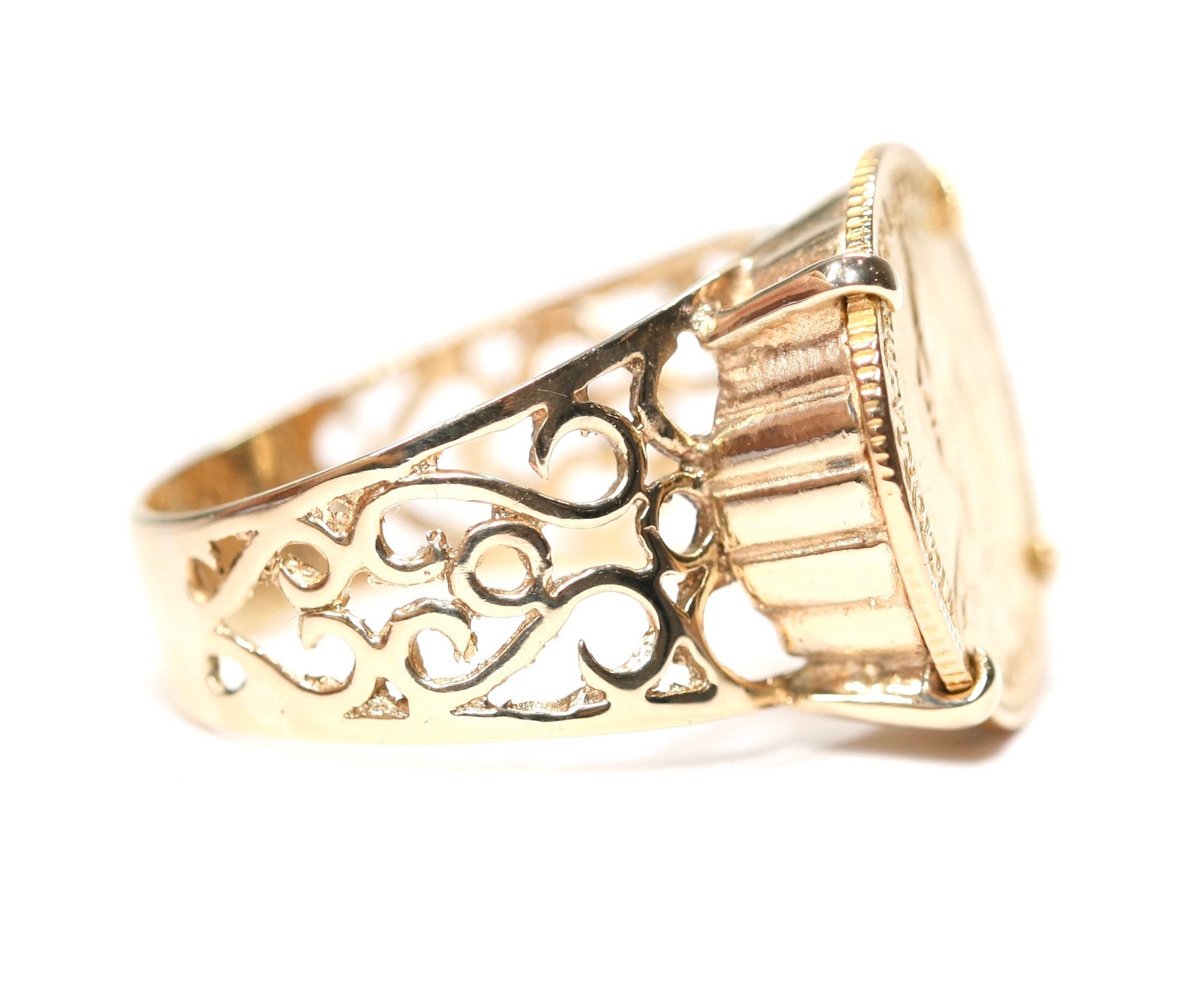 Superb antique 22ct gold Victorian 1/2 Sovereign ring - fully ...