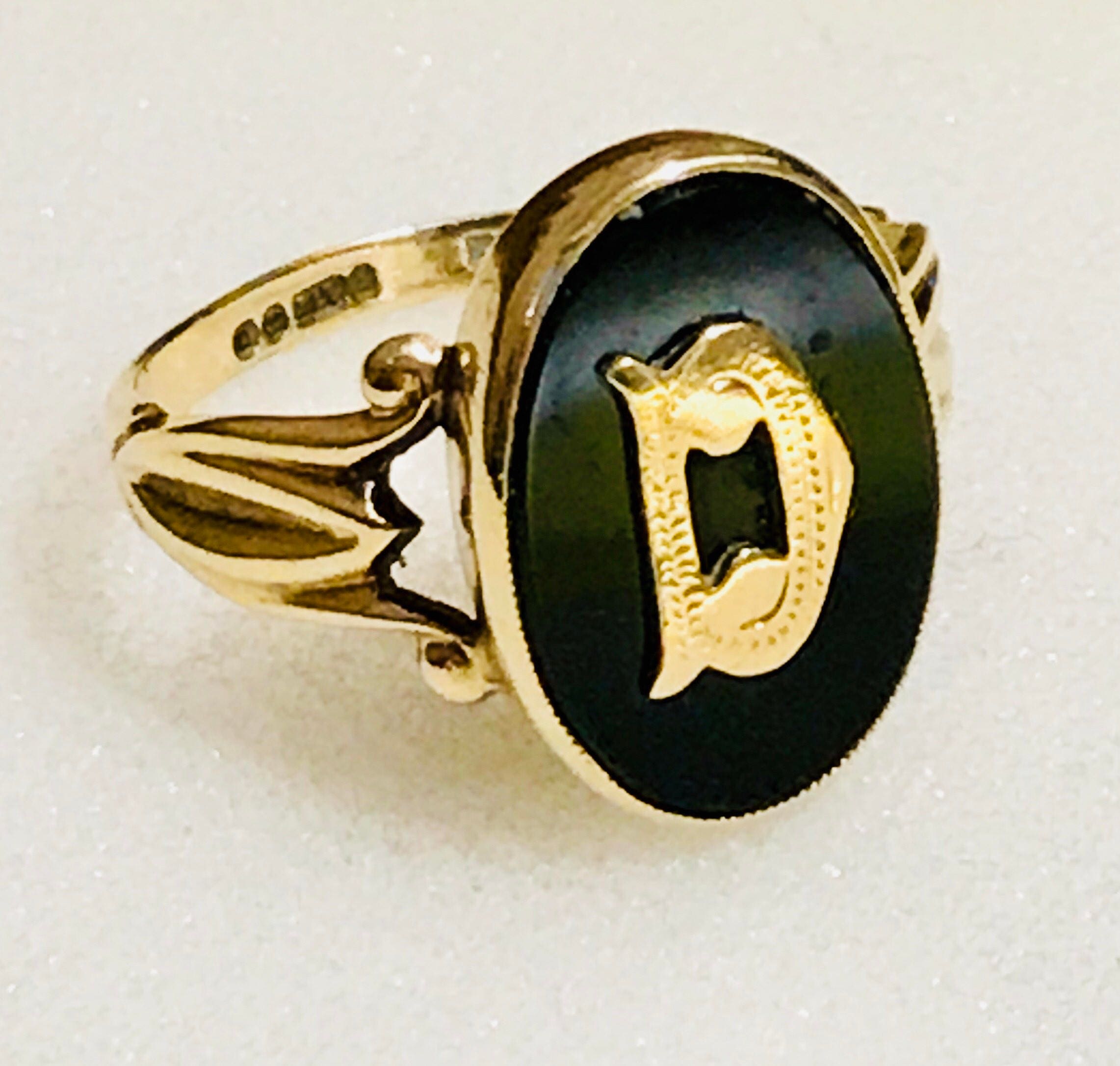 Superb vintage 9ct yellow gold D initial signet ring - London 1955