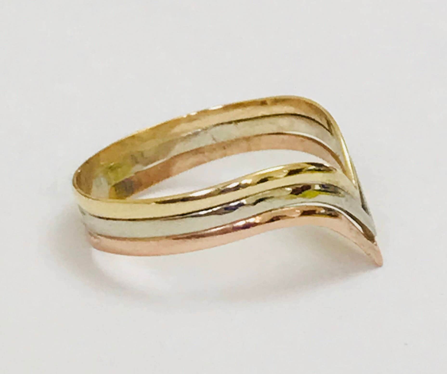 Stunning vintage 9ct 3 coloured gold wishbone ring - hallmarked ...