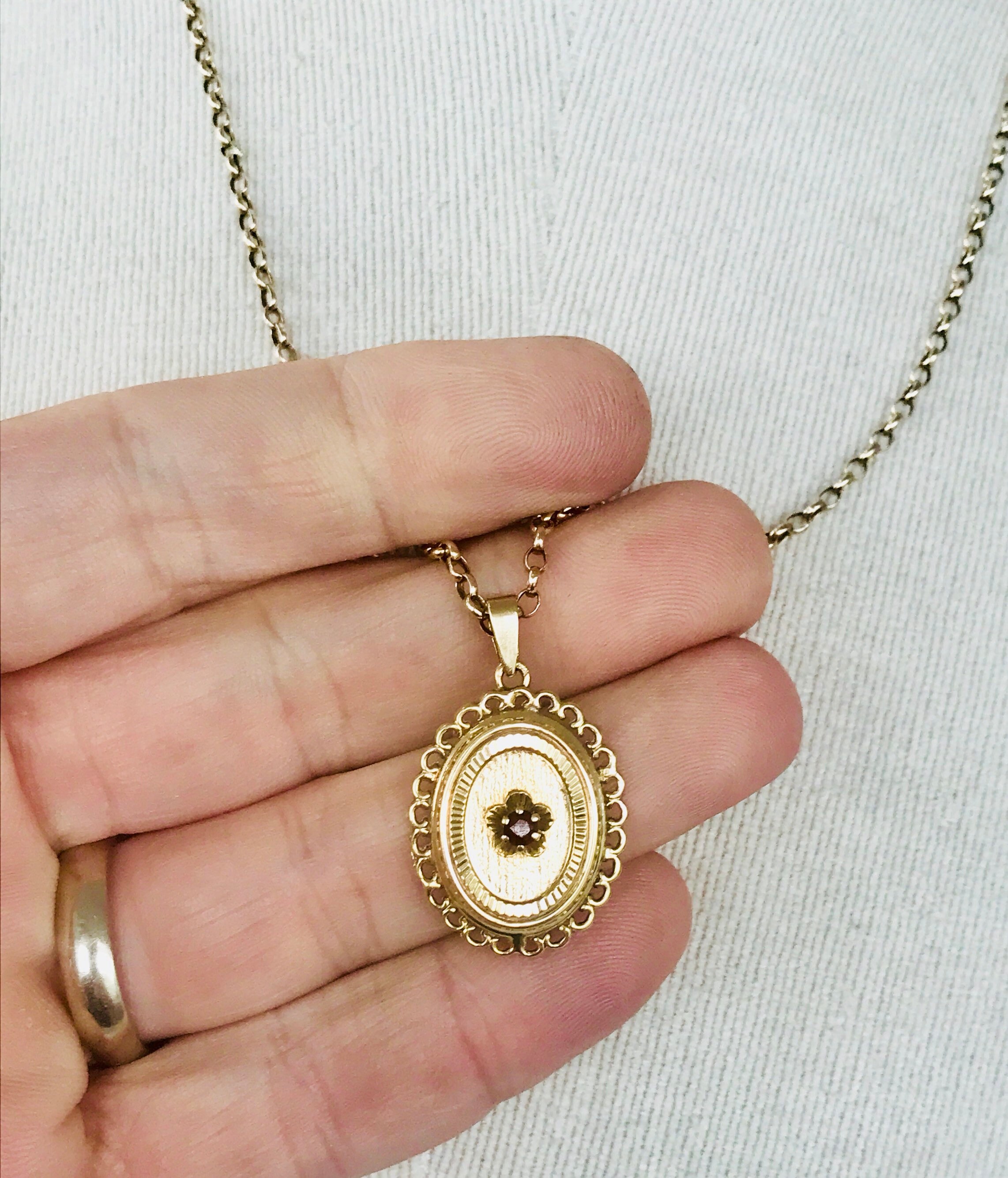 Stunning antique 9ct gold 20 inch Garnet necklace - hallmarked ... Stunning antique 9ct gold 20 inch Garnet necklace - hallmarked ...