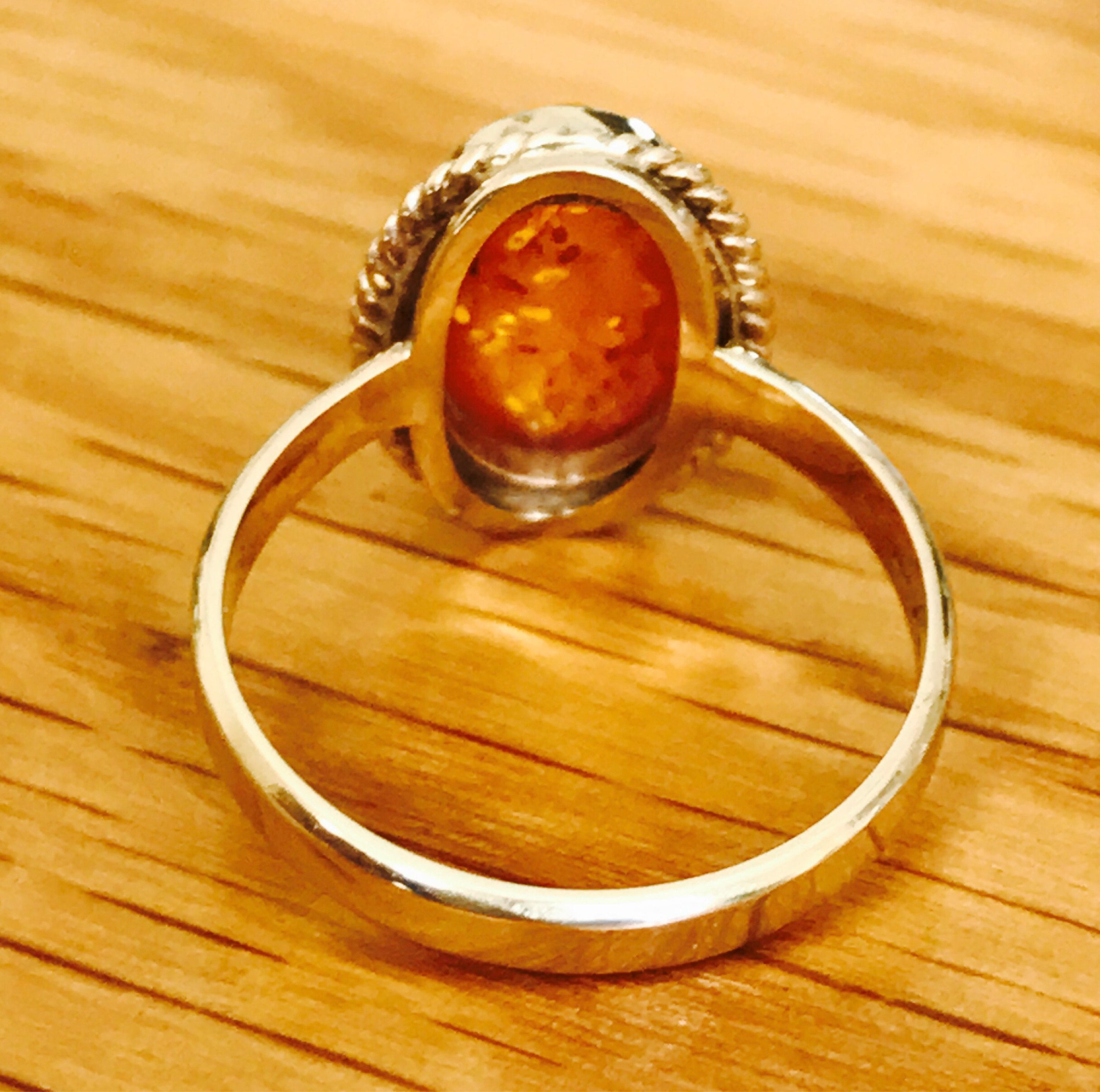 Stunning vintage 9ct yellow gold Amber ring **Reserved for Kjetil**