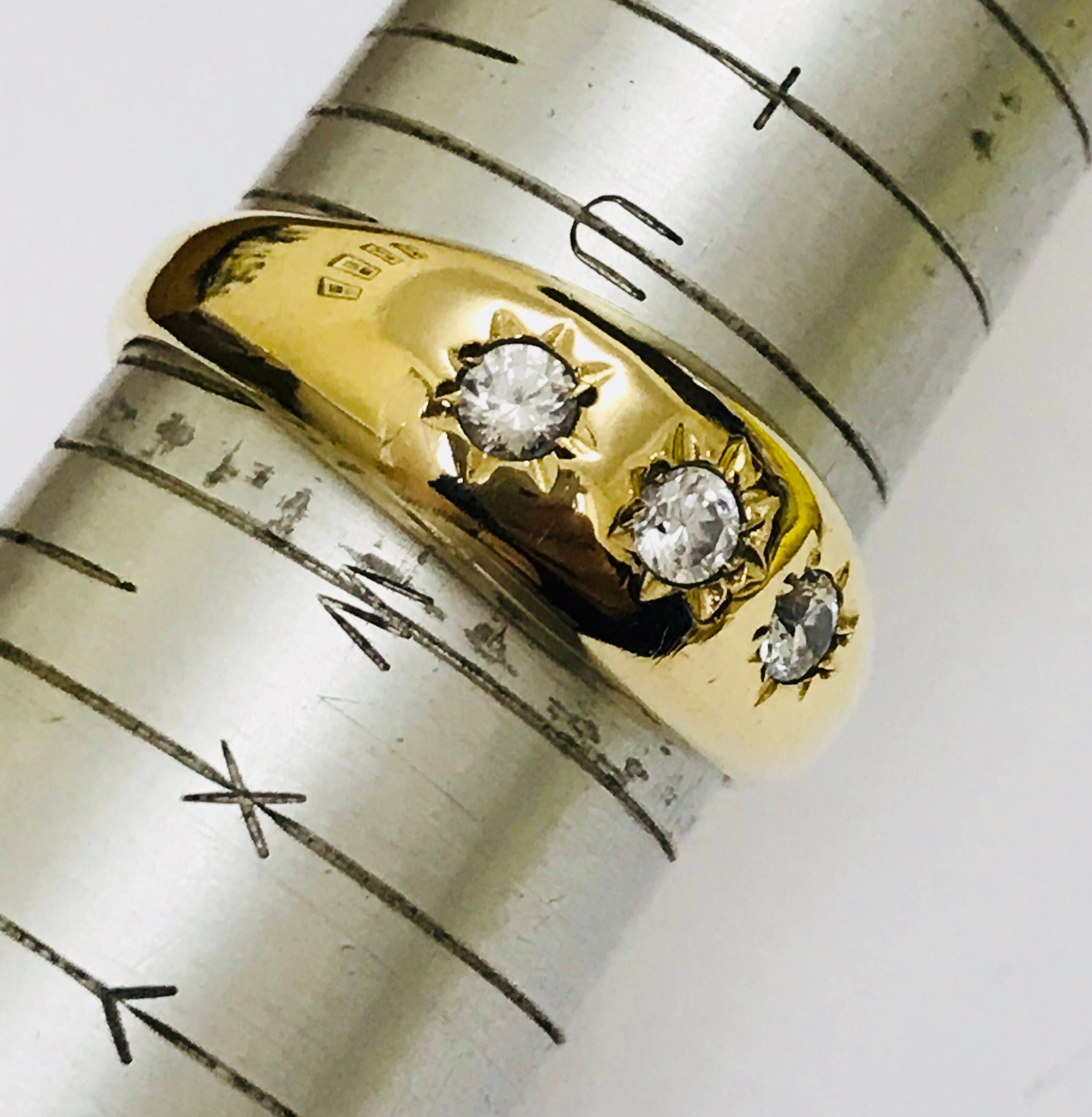 Superb vintage 9ct yellow gold Men's gypsy ring - fully hallmarked