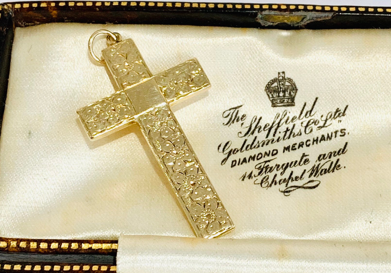 Stunning heavy vintage 9ct gold 16 inch embossed Cross necklace - fully ...