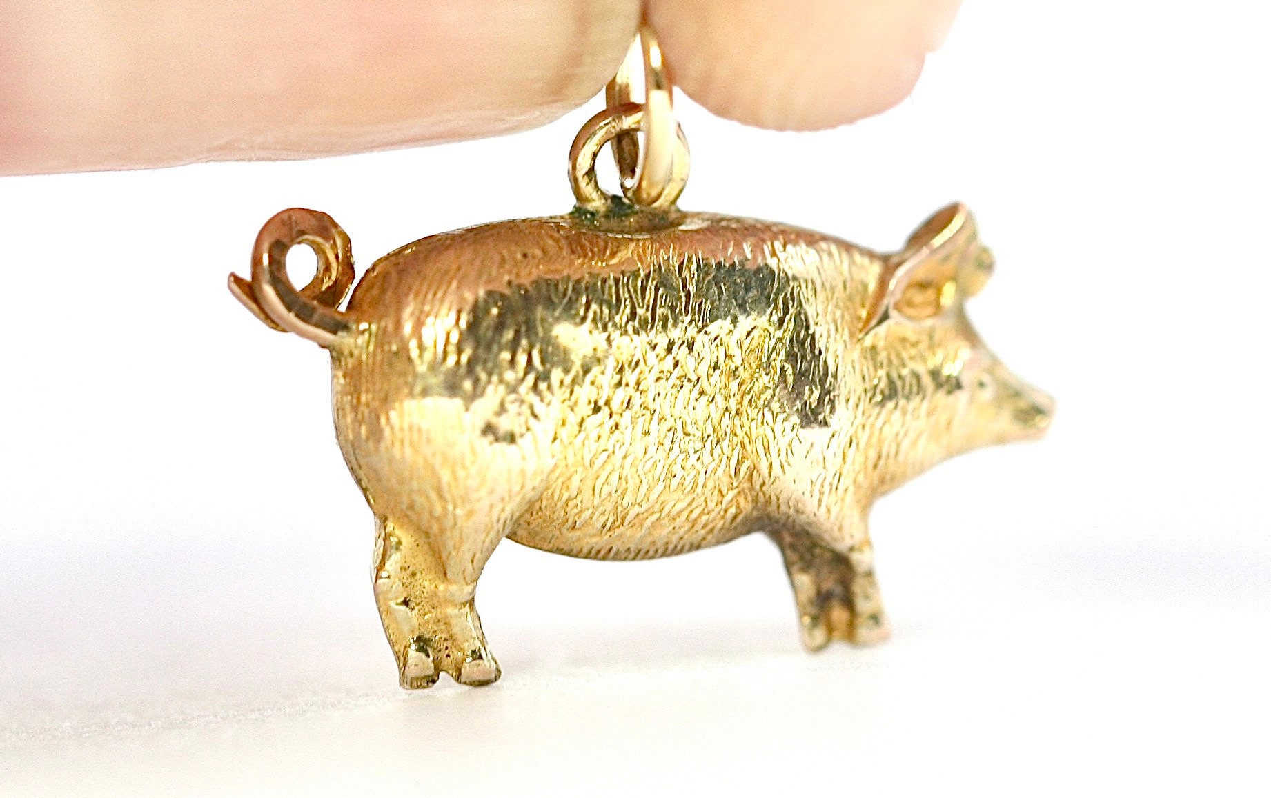 Superb antique Victorian 9ct gold Pig Charm - stamped 9CT