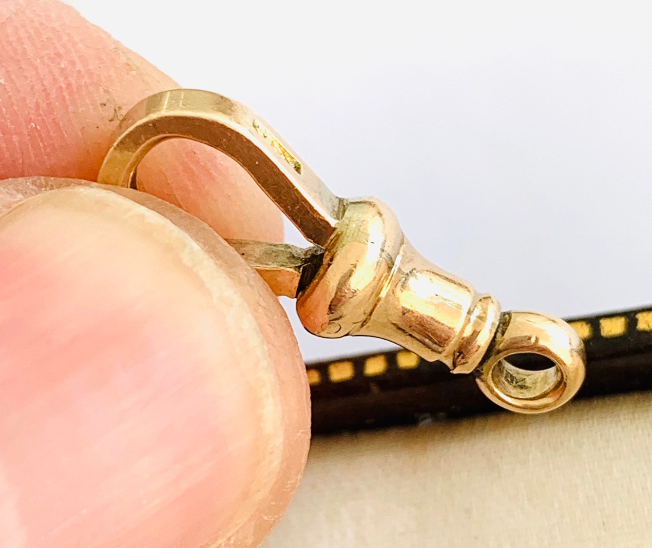 Stunning antique 9ct yellow gold square section Albert chain dog clip ...
