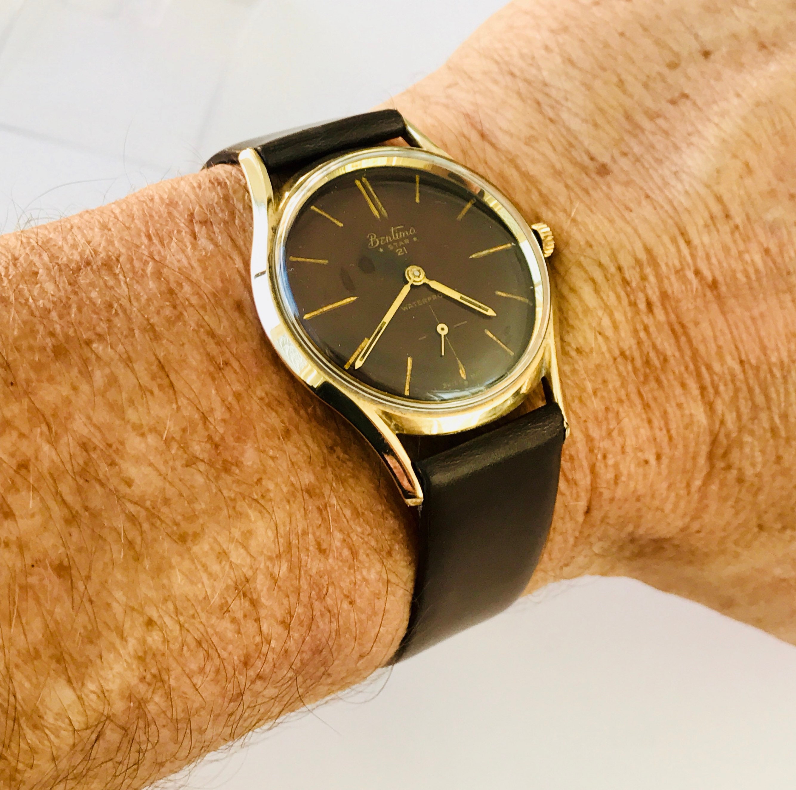 Superb vintage 9ct gold unisex Bentima Star 21 jewel manual wristwatch ...